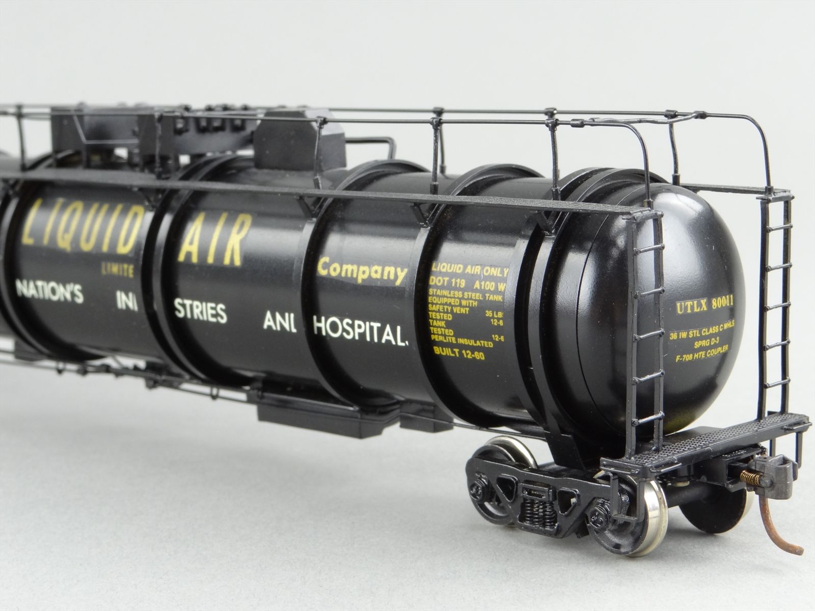 HO Scale Brass Train OMI 3029 61' Liquid Oxygen Air Tank Car Custom ...