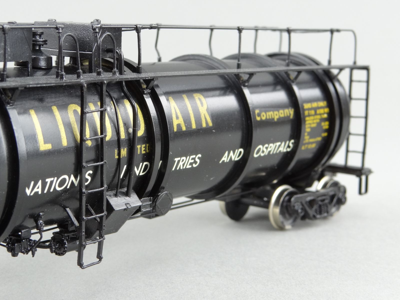 HO Scale Brass Train OMI 3029 61' Liquid Oxygen Air Tank Car Custom ...