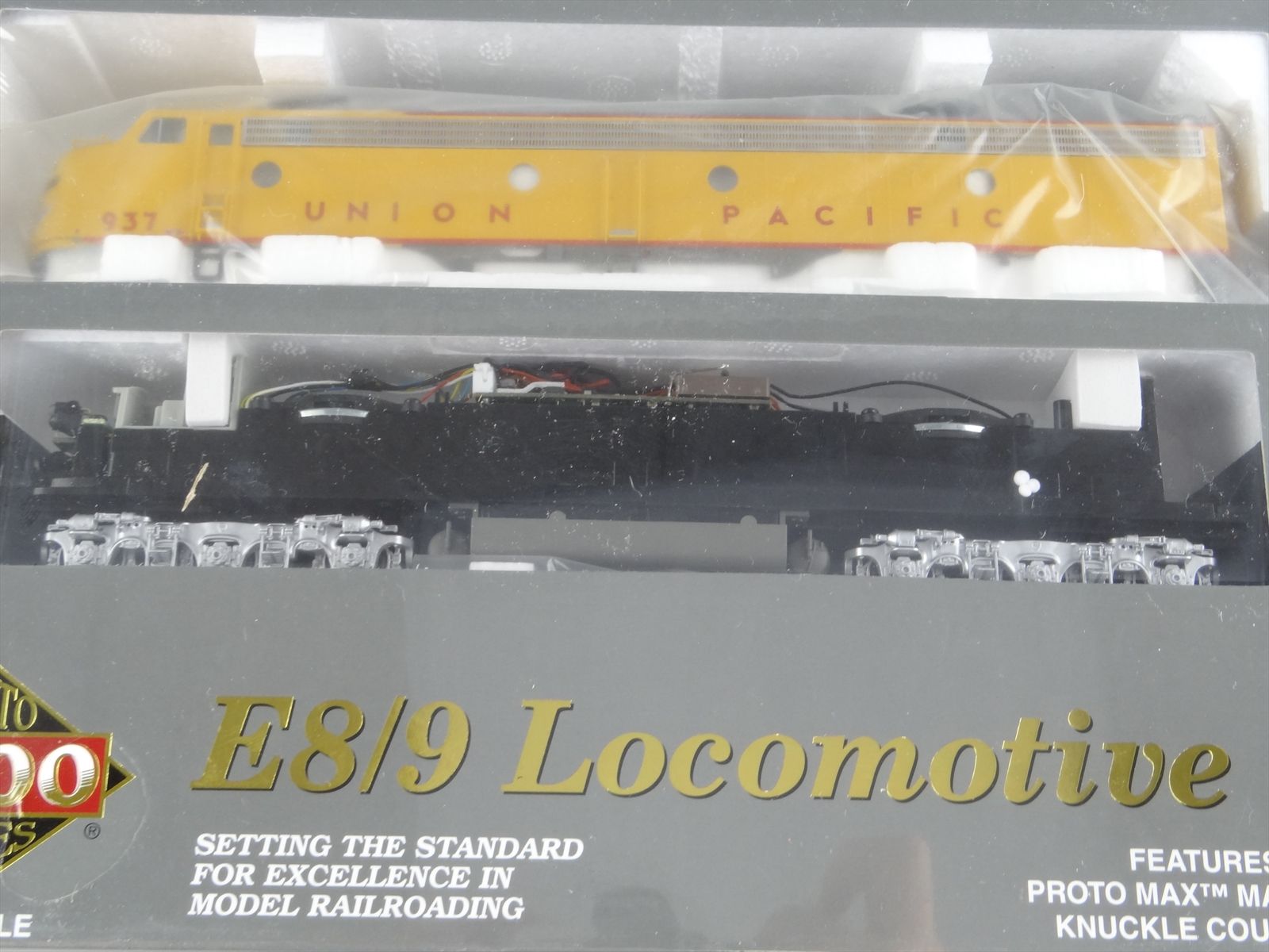 HO Scale Proto 2000 Walthers 920-41353 UP #937/946B E8/9 A/B-Units ...