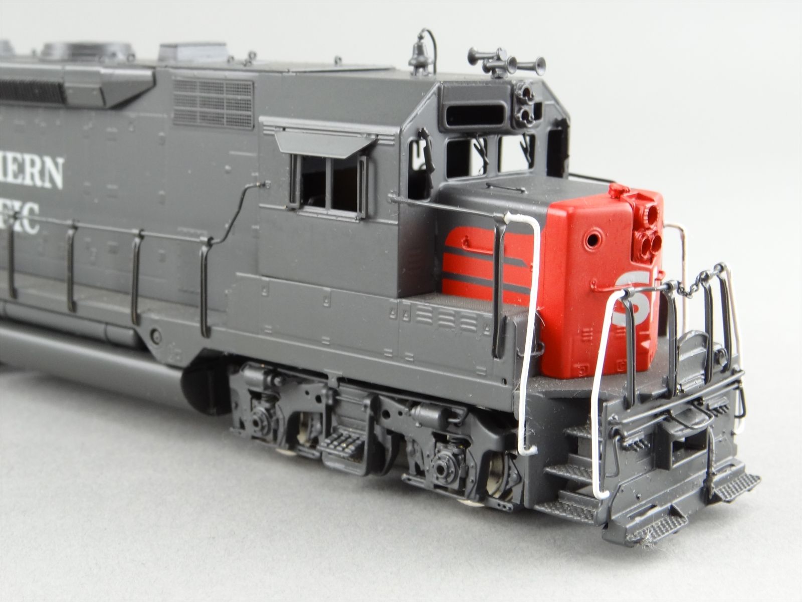 HO Brass Model - Oriental Limited SP Southern Pacific EMD GP35 Diesel - Factory Painted