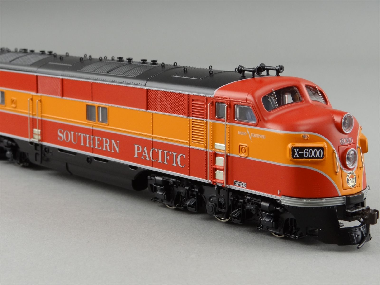 HO BLI-2733/2734 Broadway Limited EMD E7A, SP #6000 / E7B, SP #59041955 Daylight Scheme ...