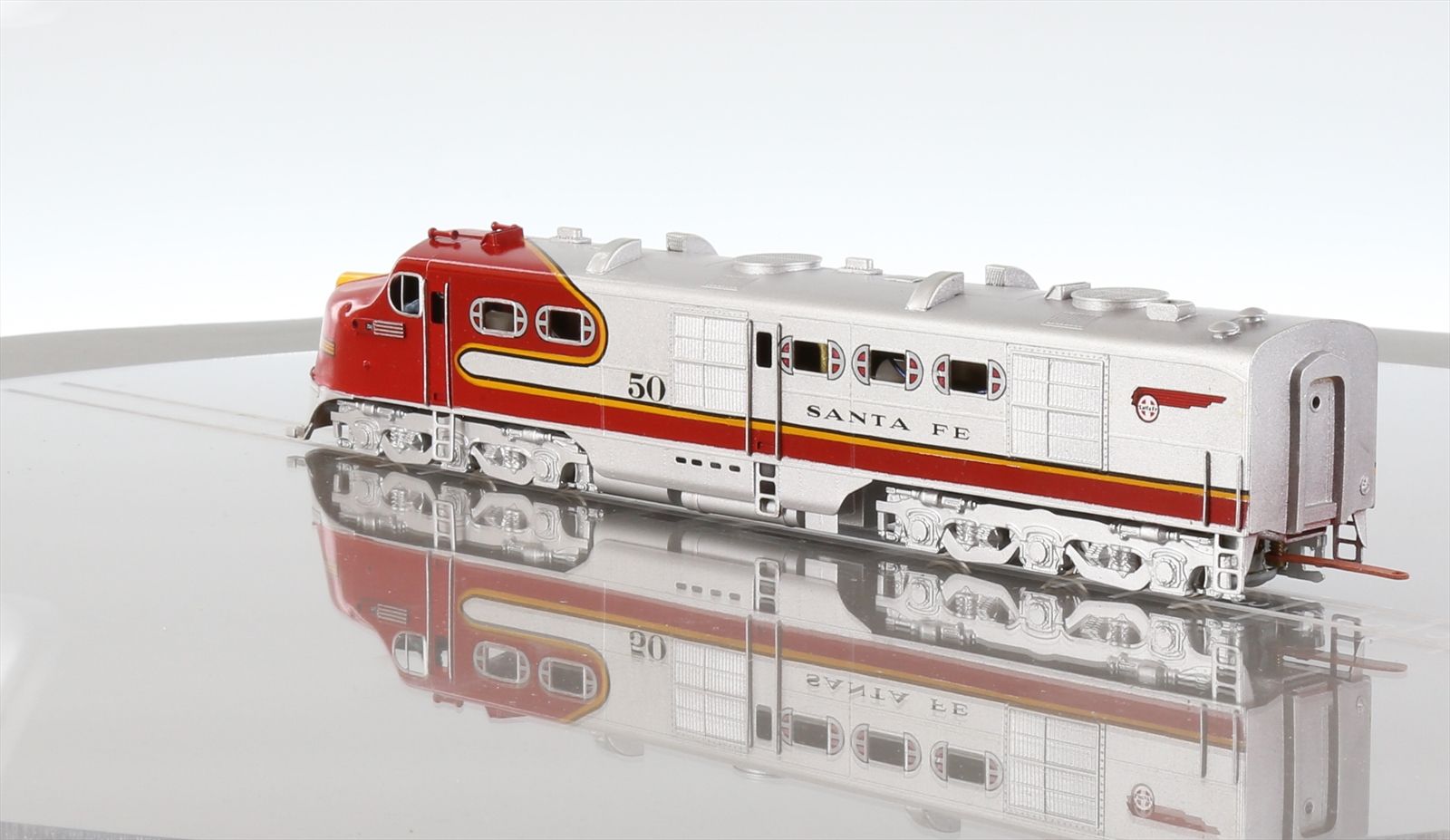 HO Scale Brass Model Train - Hallmark ALCO DL-109 / DL-110 Diesel Set ...