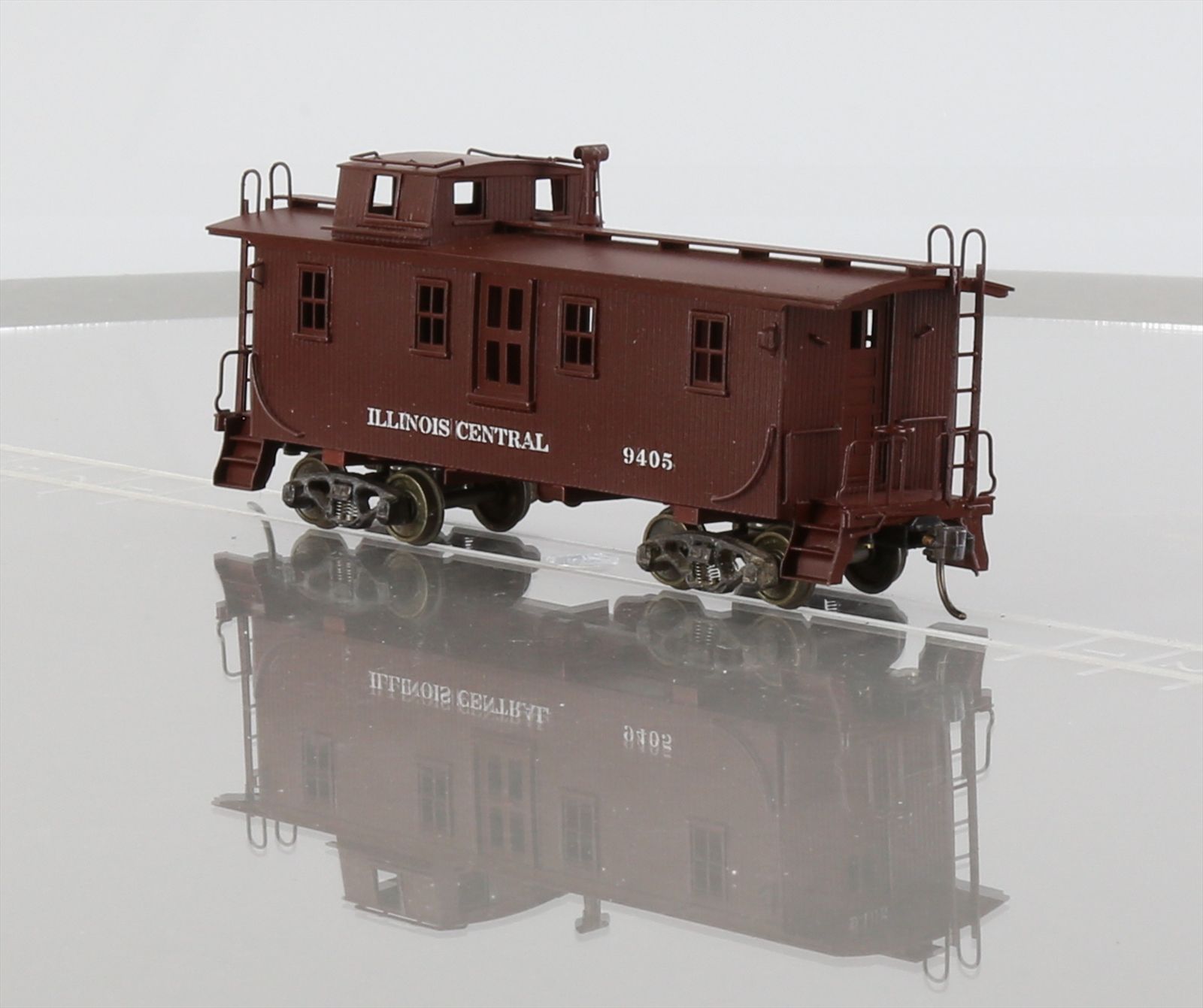 HO Brass Gem TM-302 - #9405 Illinois Central Wood Caboose - Custom