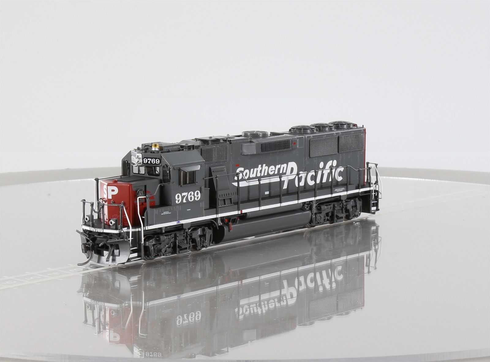 HO Brass Model Train - OMI 5693.1 Overland Ajin SP Southern Pacific EMD GP60 #9769 w/ DCC & SOUND