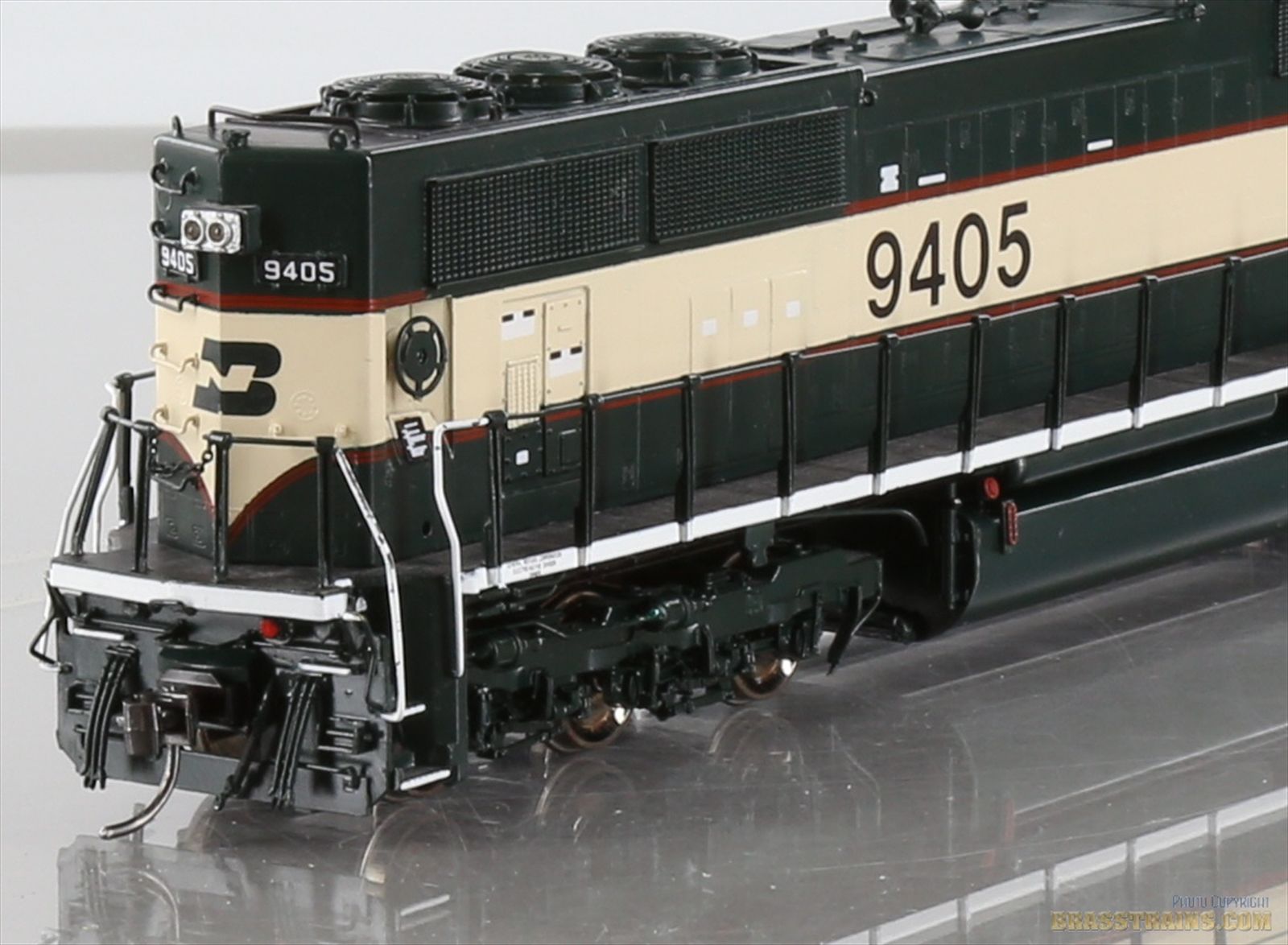 HO Scale Brass Model Train - OMI 5839.1 Overland BN Executive SD70MAC ...