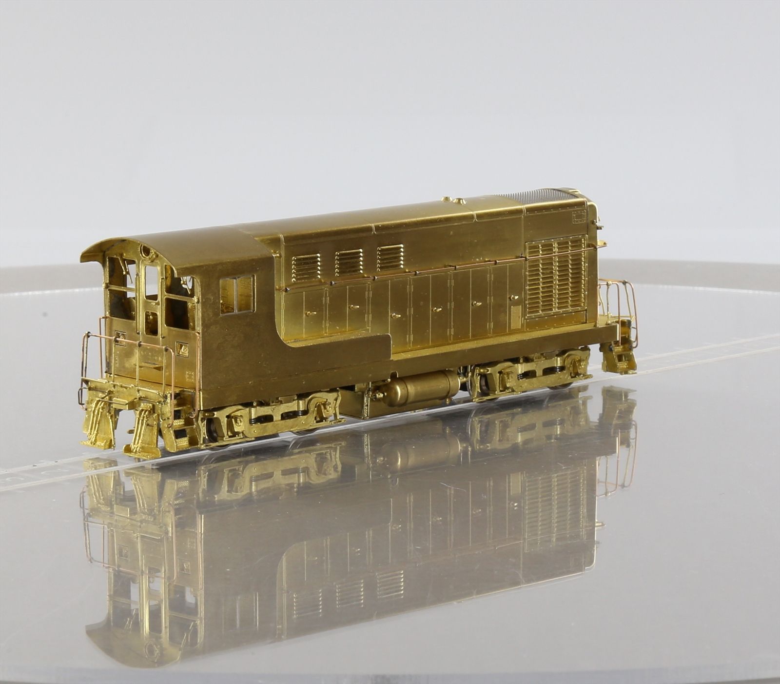 HO Scale Brass Model Train - Overland OMI 5026 ATSF Santa Fe FM H-12-44 ...