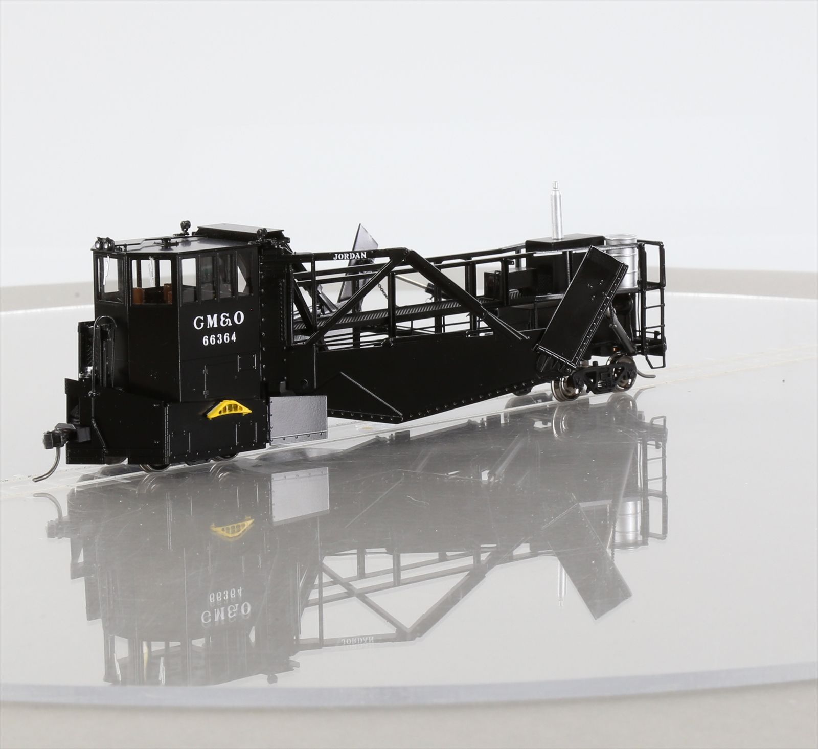 HO Scale Brass Model Train - Overland OMI 3516.1 GM&O Gulf Mobile & Ohio Jordan Spreader #66364 ...