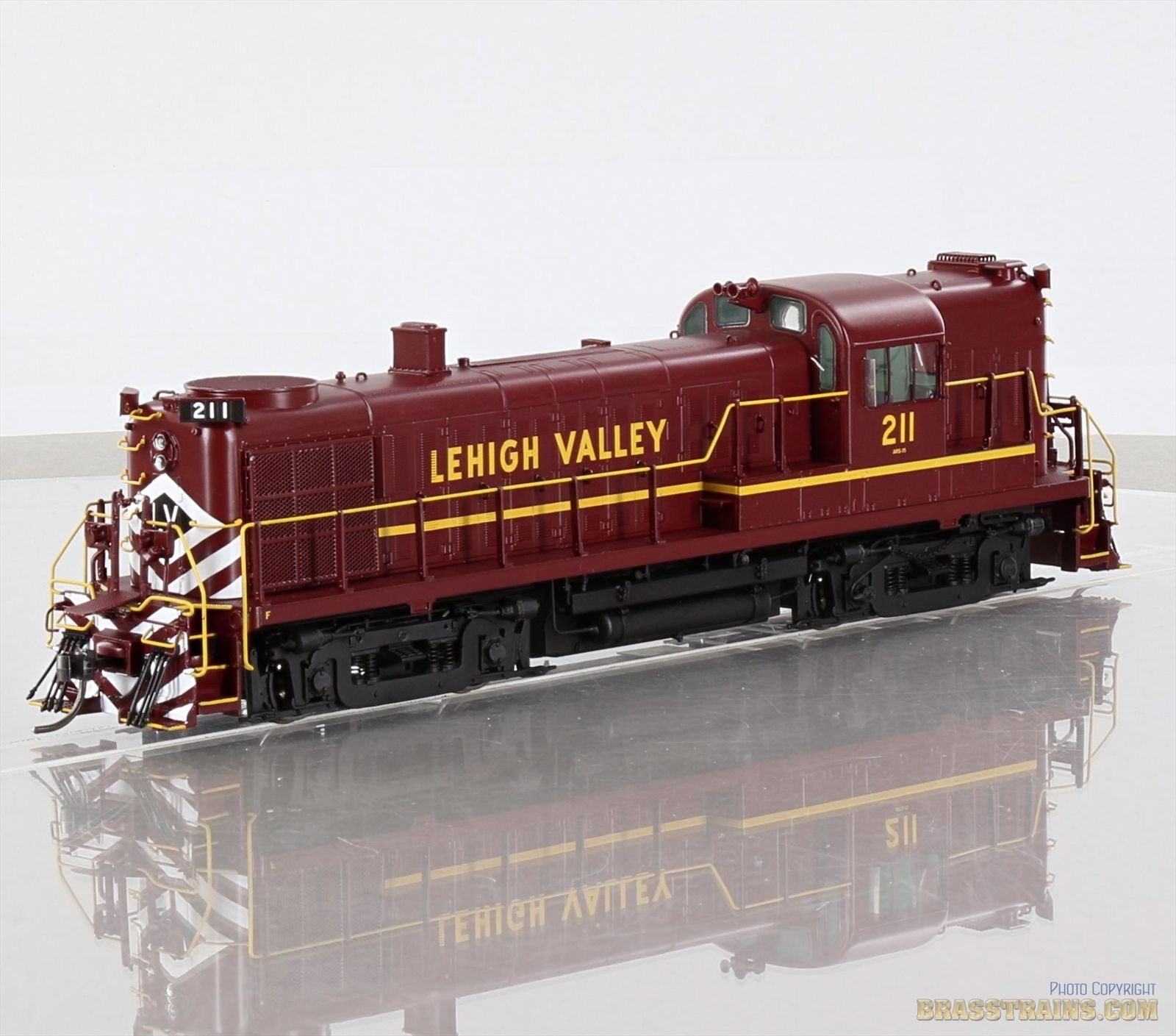 HO Scale Brass Model Diesel Locomotive - OMI 087010115.2 LV Lehigh ...