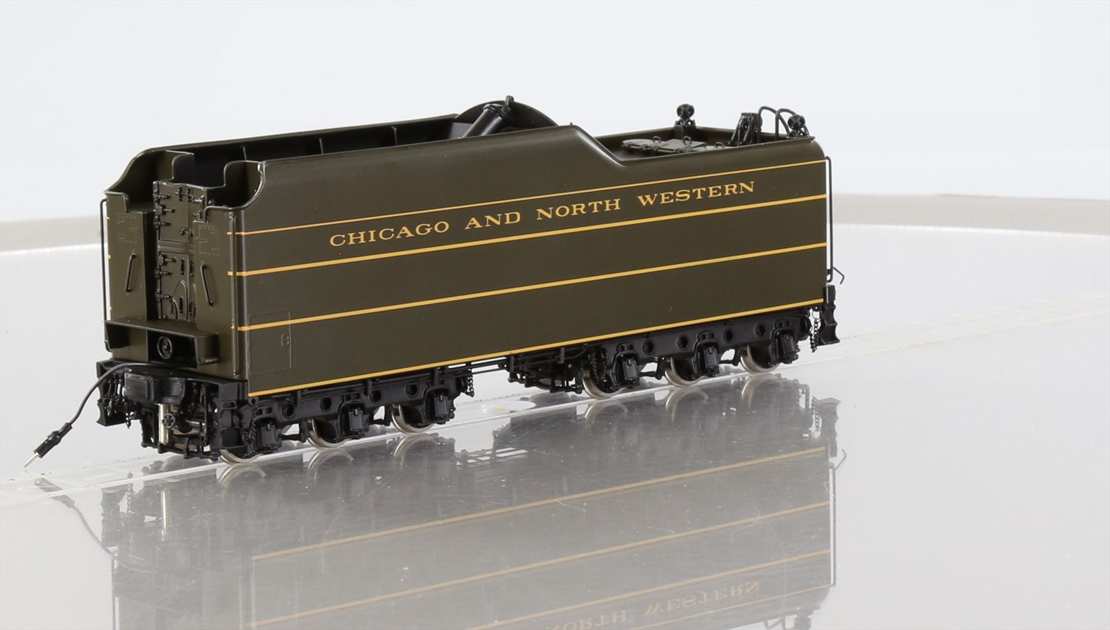 HO Brass Model Train - CIL 2270.1 Challenger C&NW 4-6-4 E-4 #4008 - Coal / Streamlined