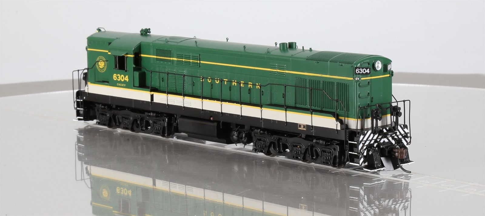 HO Scale Brass Model - DP Fairbanks-Morse H24-66 Trainmaster Diesel ...