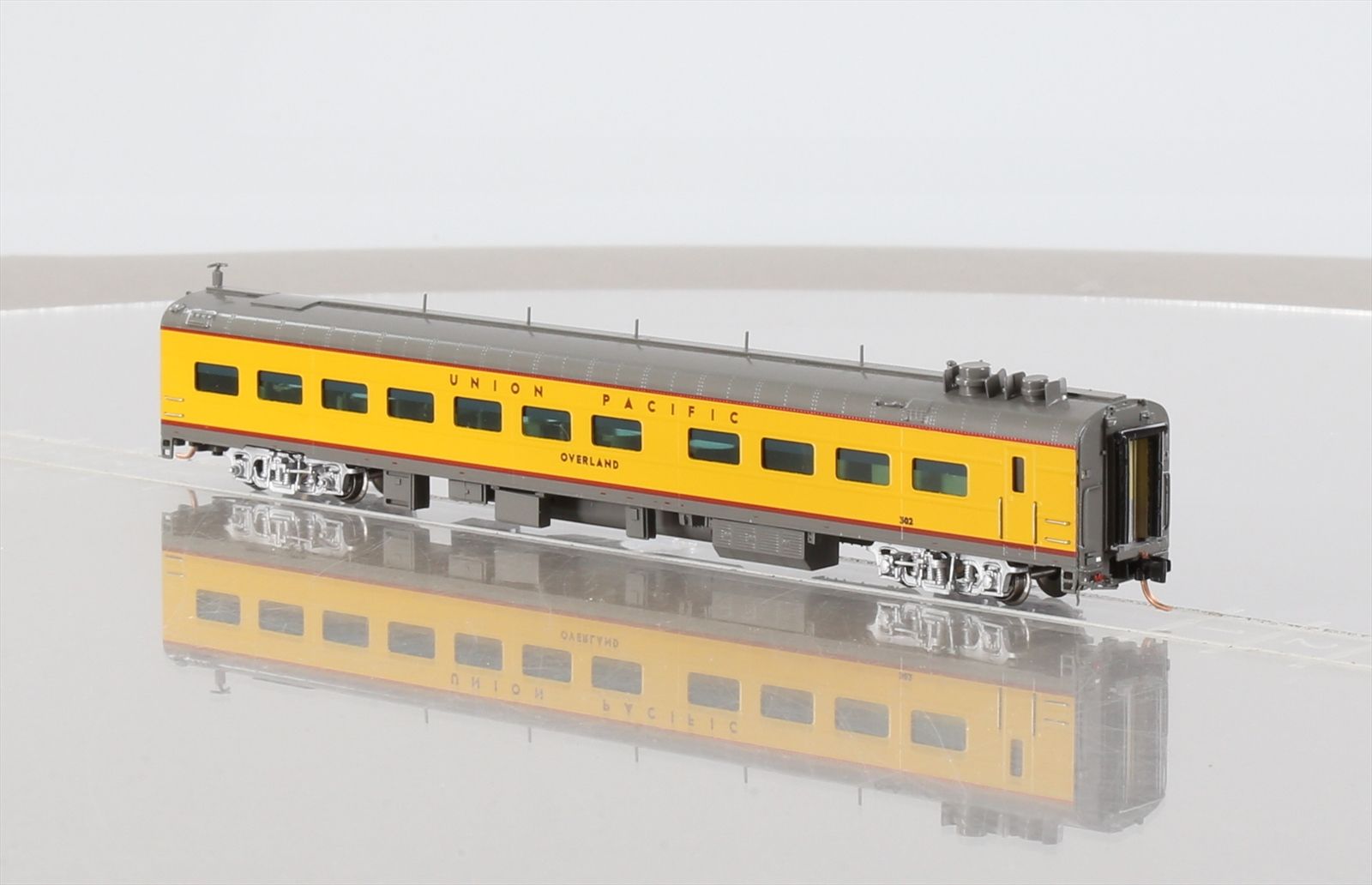 N Scale Brass - OMI 28019.1 Overland UP Union Pacific Overland Dining ...