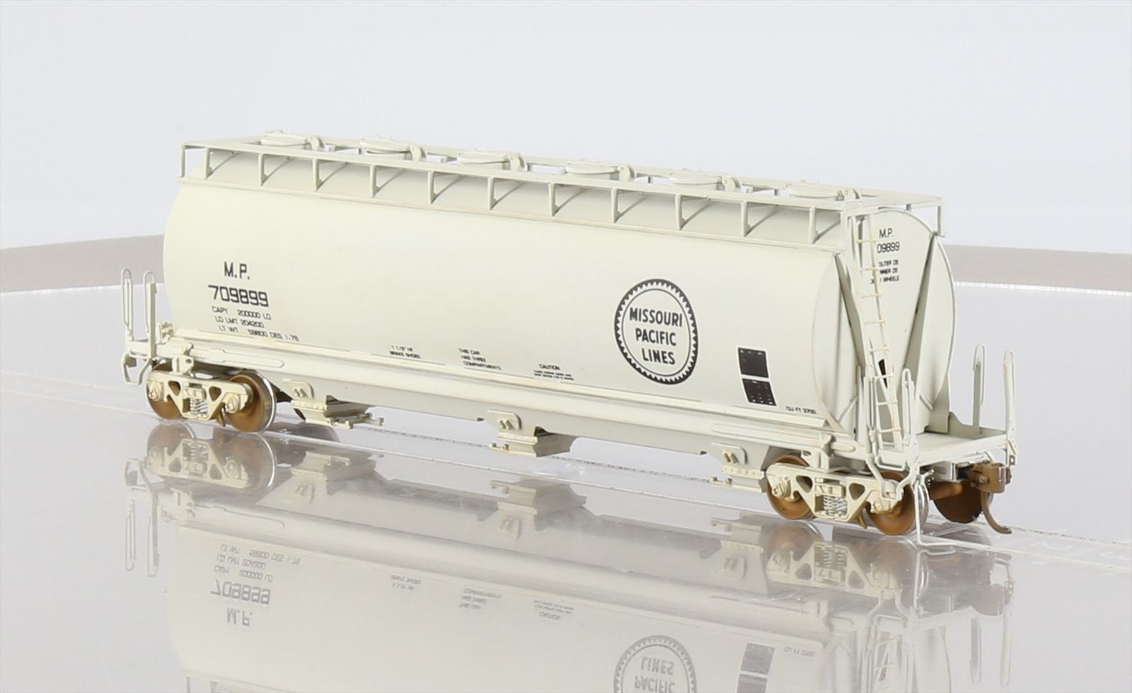 HO Brass Model - OMI 3215 MP Cylindrical Covered Hopper #709899 ...