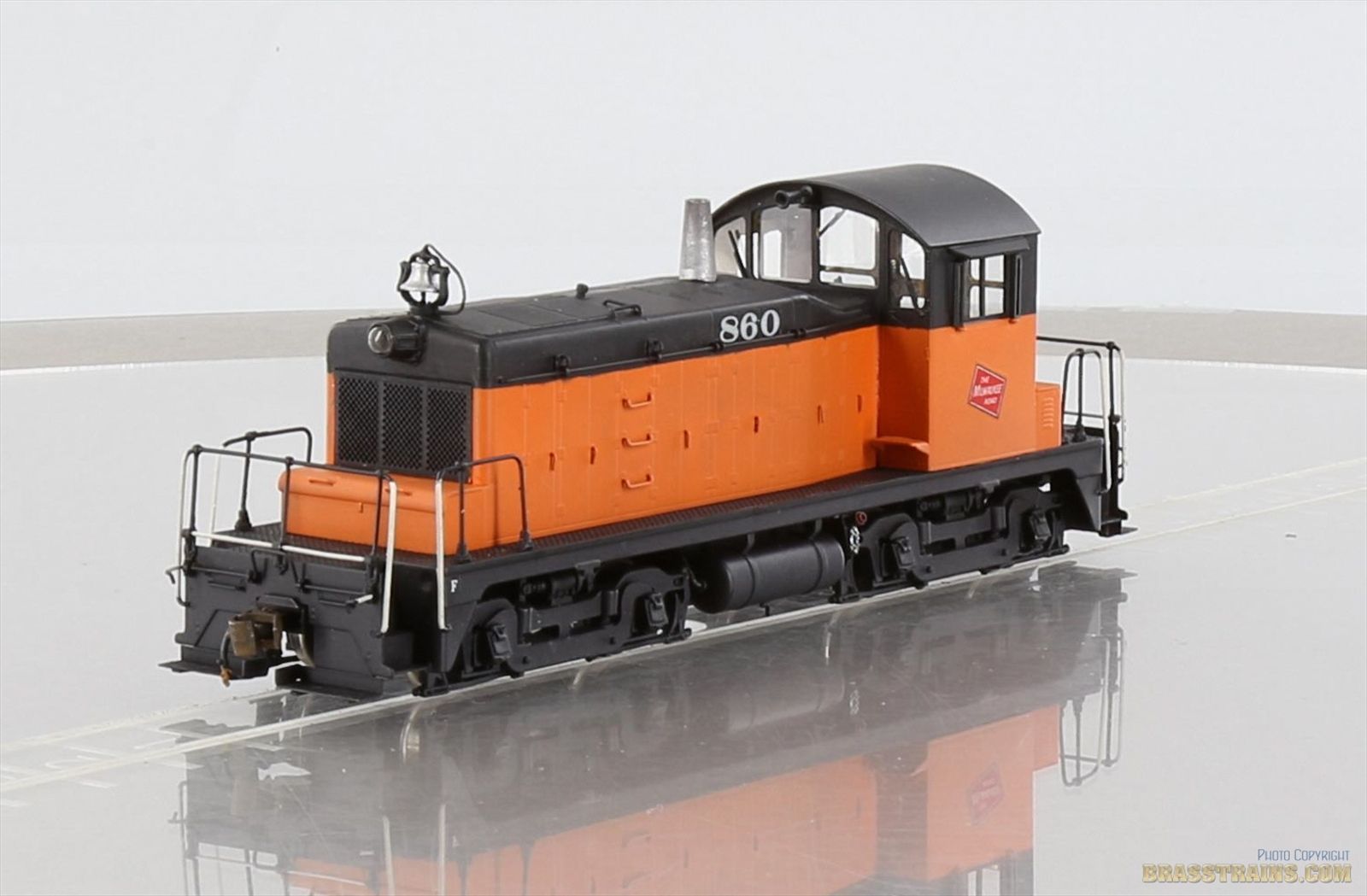 HO Scale Brass Model Train - Oriental Limited - EMD SW-1 600 HP Phase ...