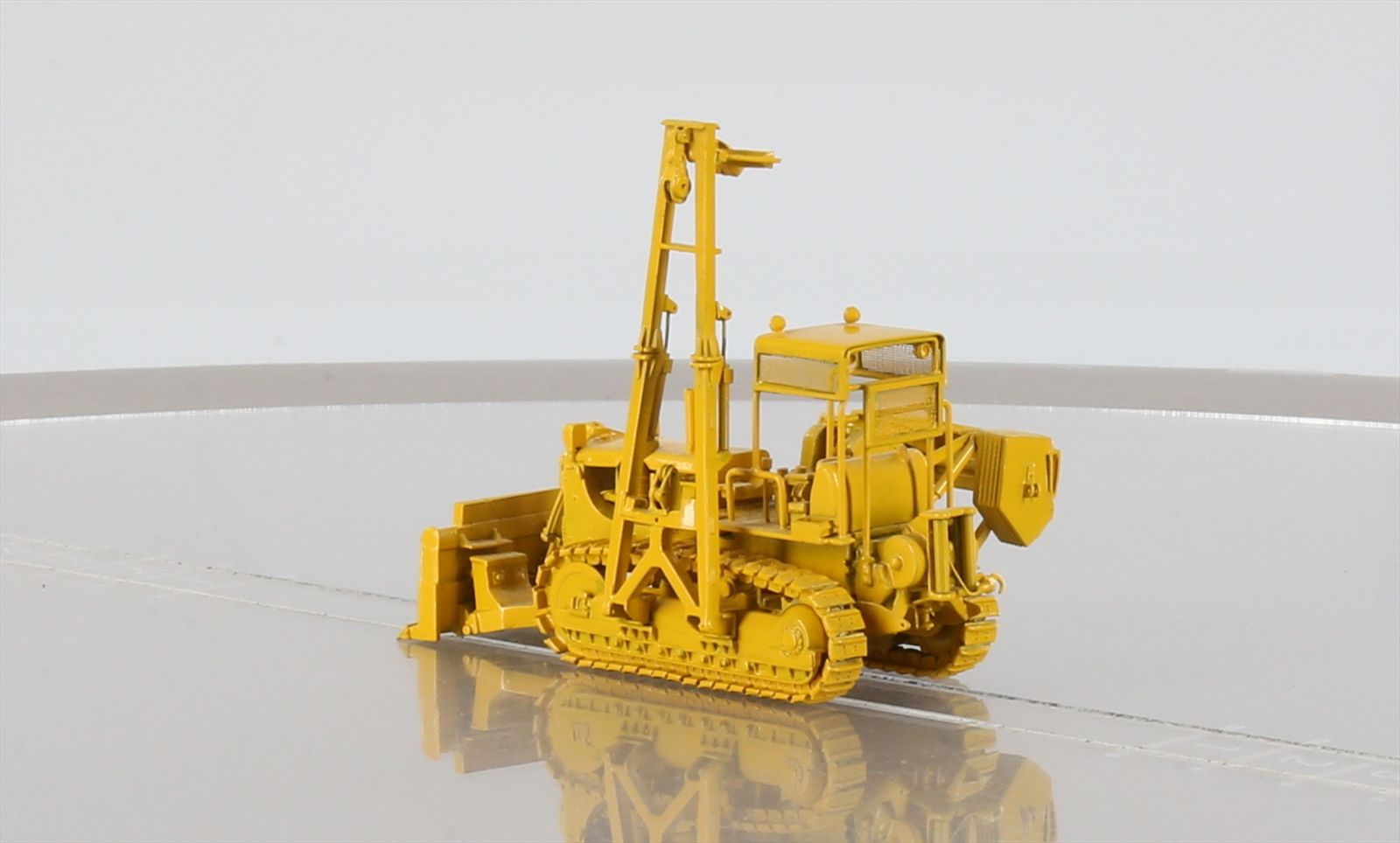 HO Brass OMI 3377.1 Overland Bulldozer with Side Boom - Painted Yellow
