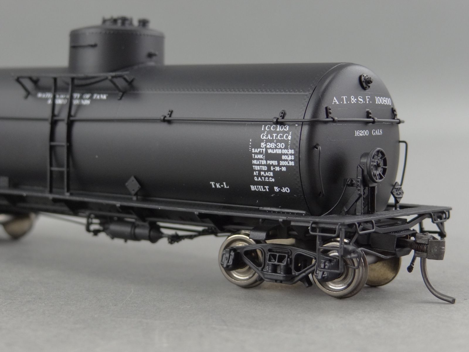 HO Brass Model Train - Division Point DP-5525 ATSF Santa Fe Tank Car ...