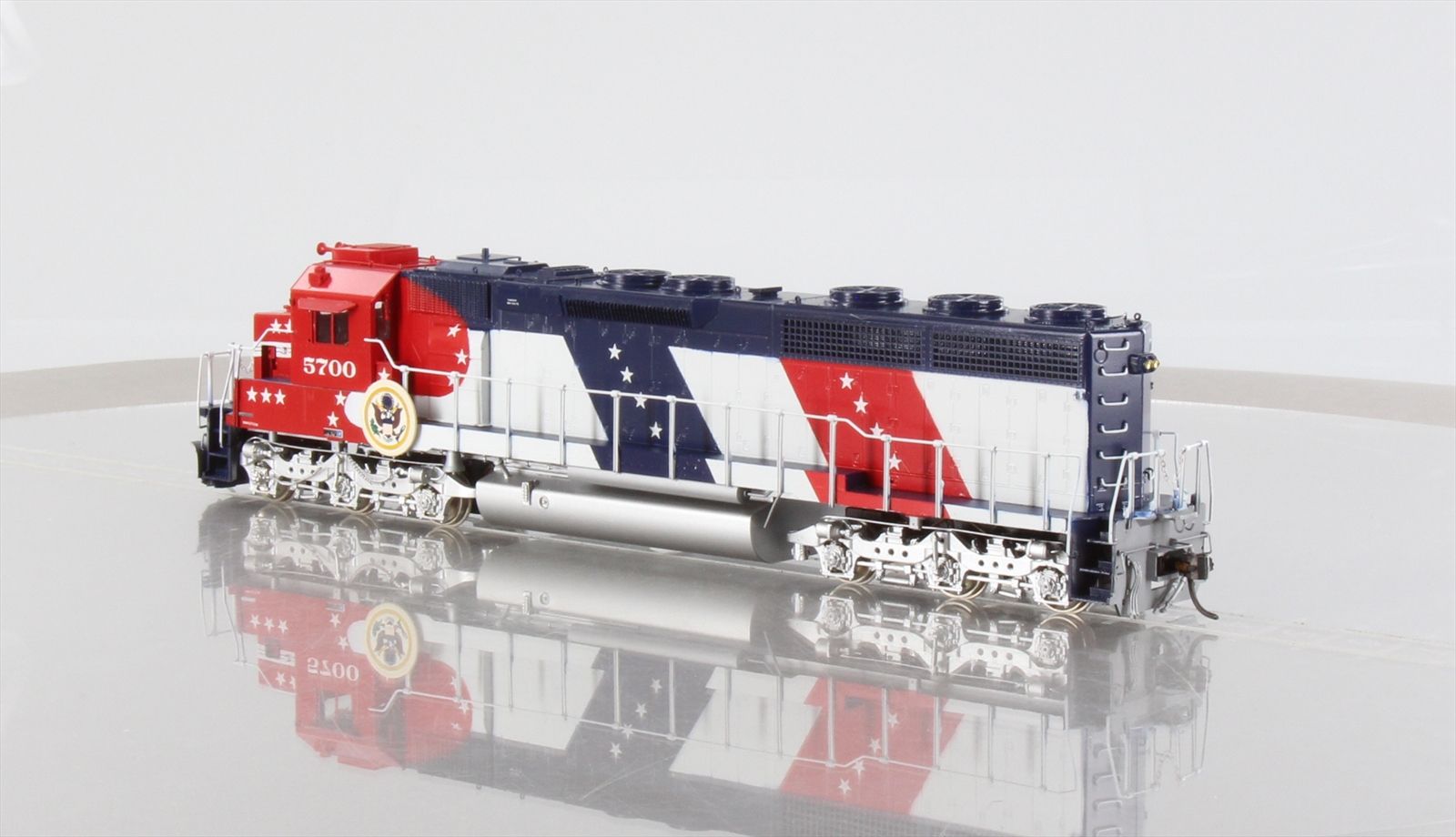 HO Brass Model Train - OMI 5777.1 ATSF Santa Fe Bicentennial SD45-2 ...