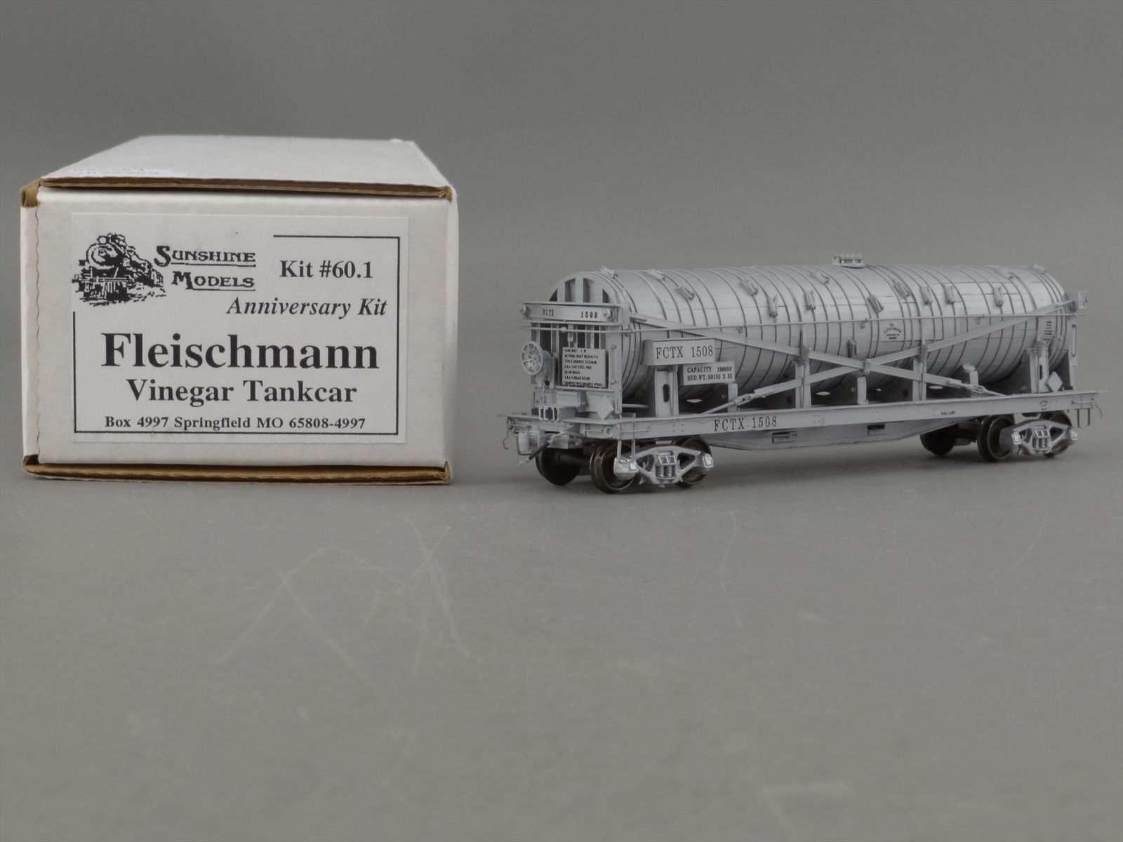 HO Model Freight Car - Sunshine Models 60.1 FCTX Fleischmann Vinegar ...