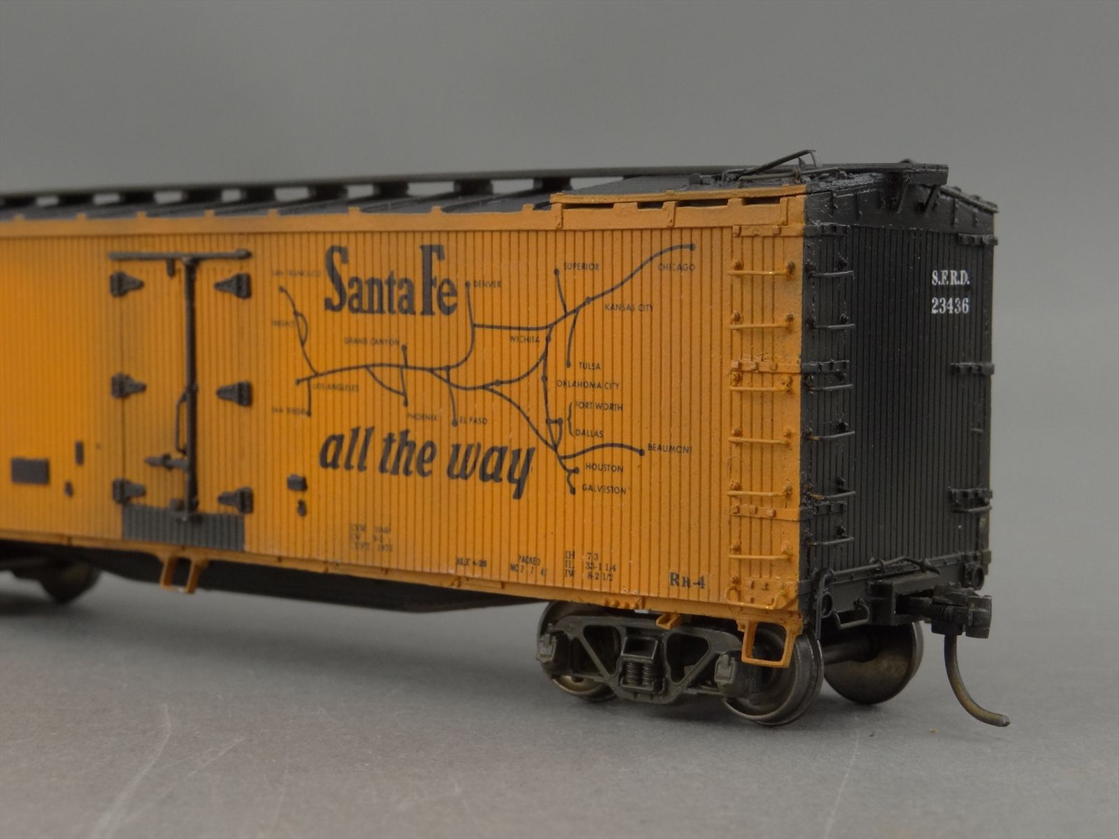 HO Model - Westerfield 8603 Pro Built Kit - SFRD USRA Reefer Santa Fe ...