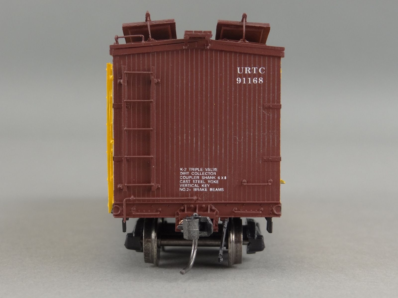 HO Built-Up Model Train Car - Southeast Scale URTC Type II Reefer ...