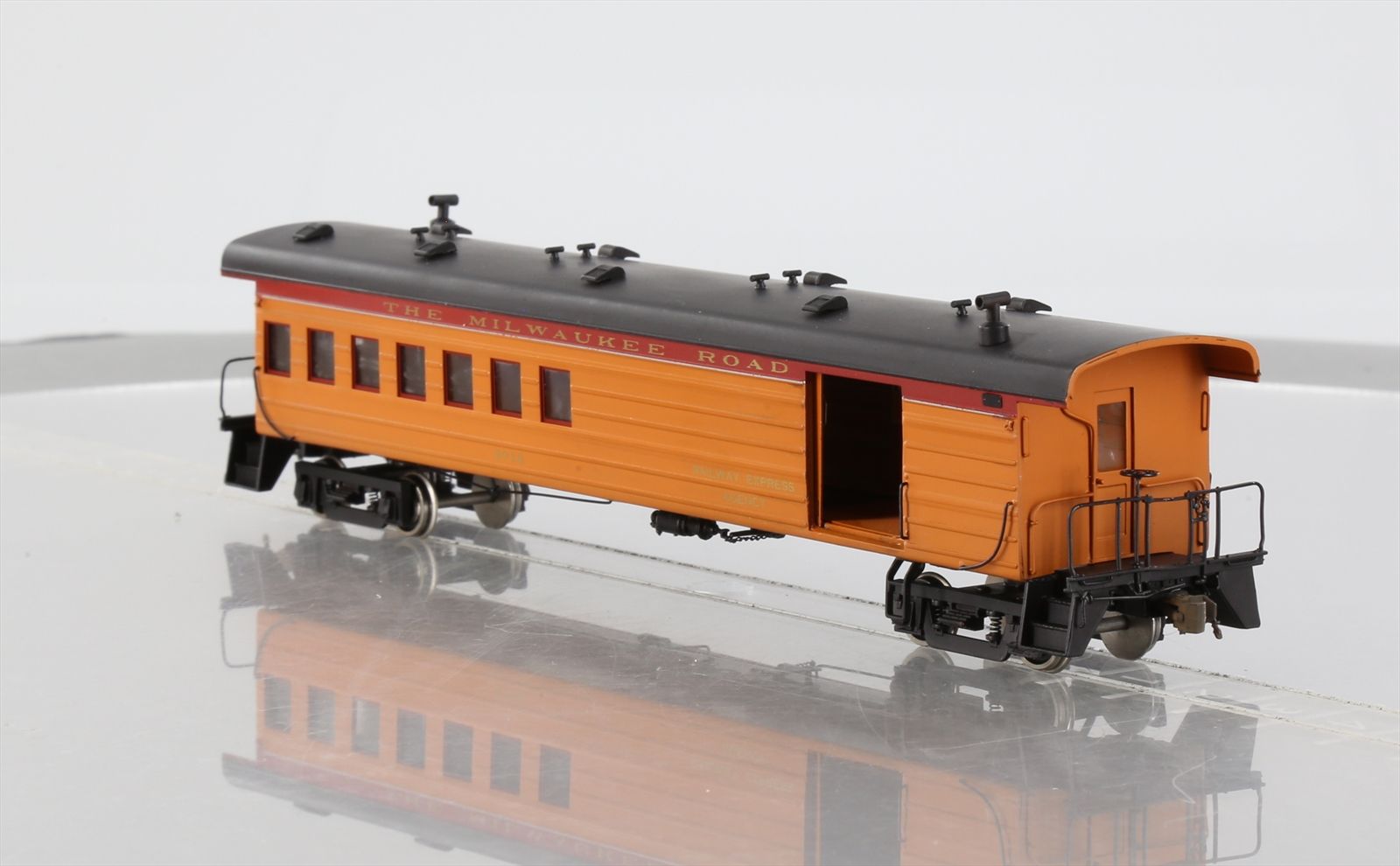 HO Brass Model - PSC 17322-1 MILW Milwaukee Road Branchline Express Car ...