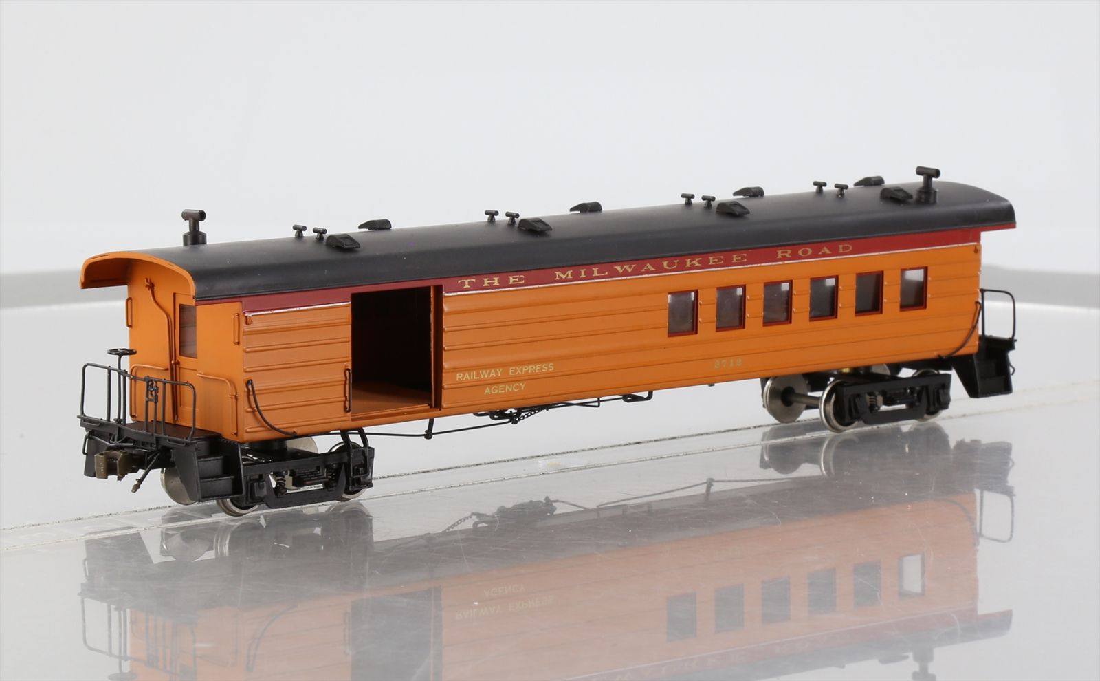 HO Brass Model - PSC 17322-1 MILW Milwaukee Road Branchline Express Car ...