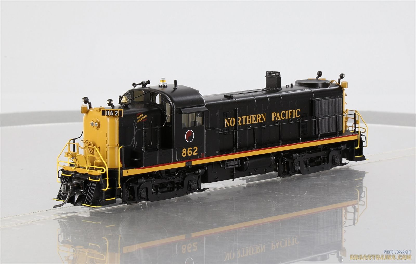 HO Scale Brass Model - DP 8823.1 NP Northern Pacific RS-3 #862 - F/P
