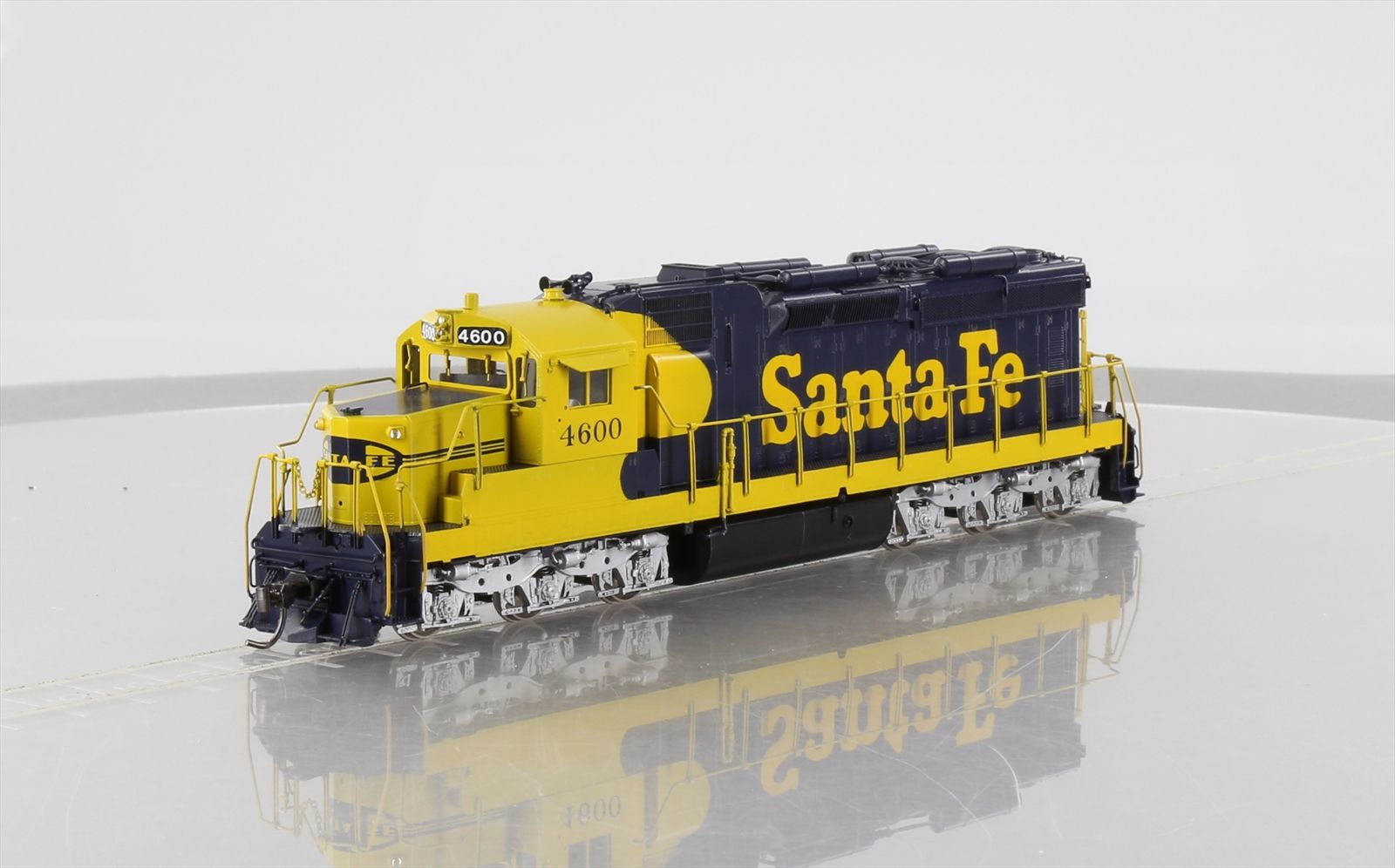 HO Brass Model - OMI 6174.1 AT&SF Santa Fe EMD SD26 #4600 - F/P