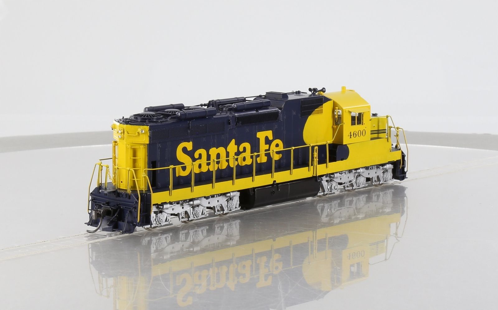 HO Brass Model - OMI 6174.1 AT&SF Santa Fe EMD SD26 #4600 - F/P
