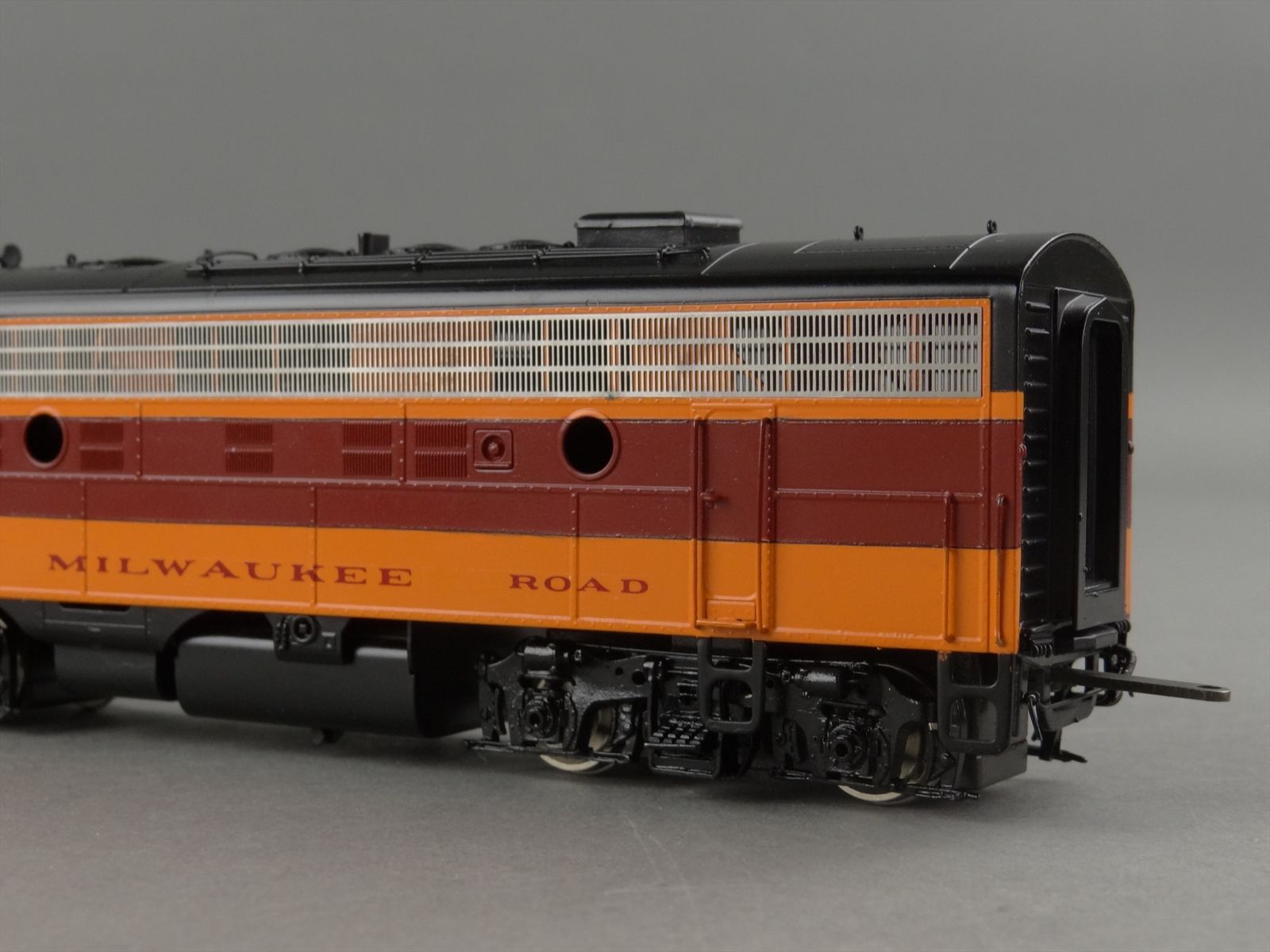 HO Brass Model - Oriental Milwaukee F9 F9A F9B A-B Set 1750HP - F/P