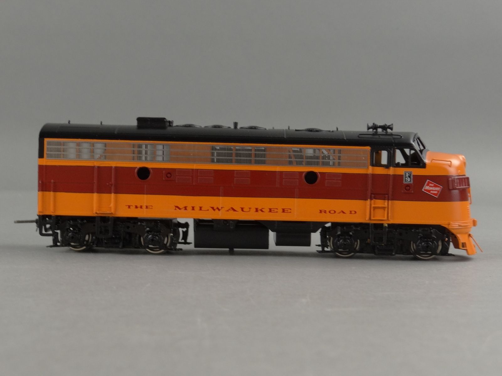 HO Brass Model - Oriental Milwaukee F9 F9A F9B A-B Set 1750HP - F/P