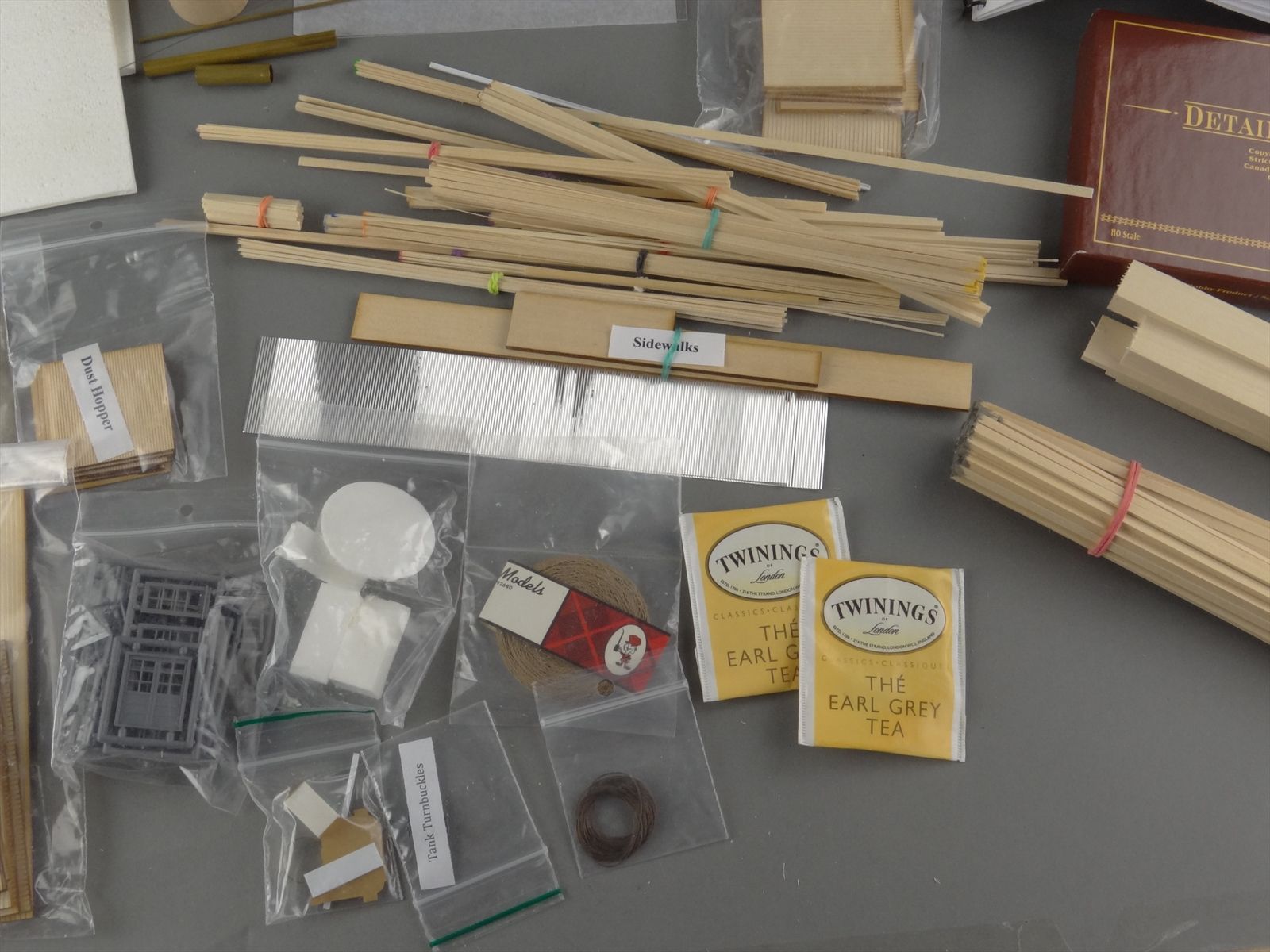 HO Craftsman Kit - RSM Rail Scale Miniatures #004 - Vogue Furniture ...