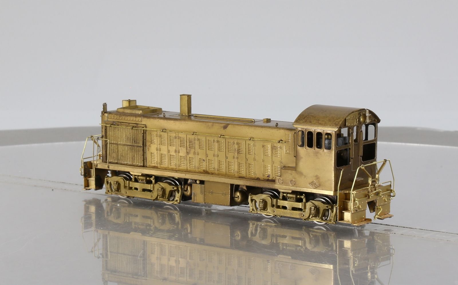 HO Scale Brass Model Train - ALCO D-146 LIMA Switcher Diesel - Unpainted
