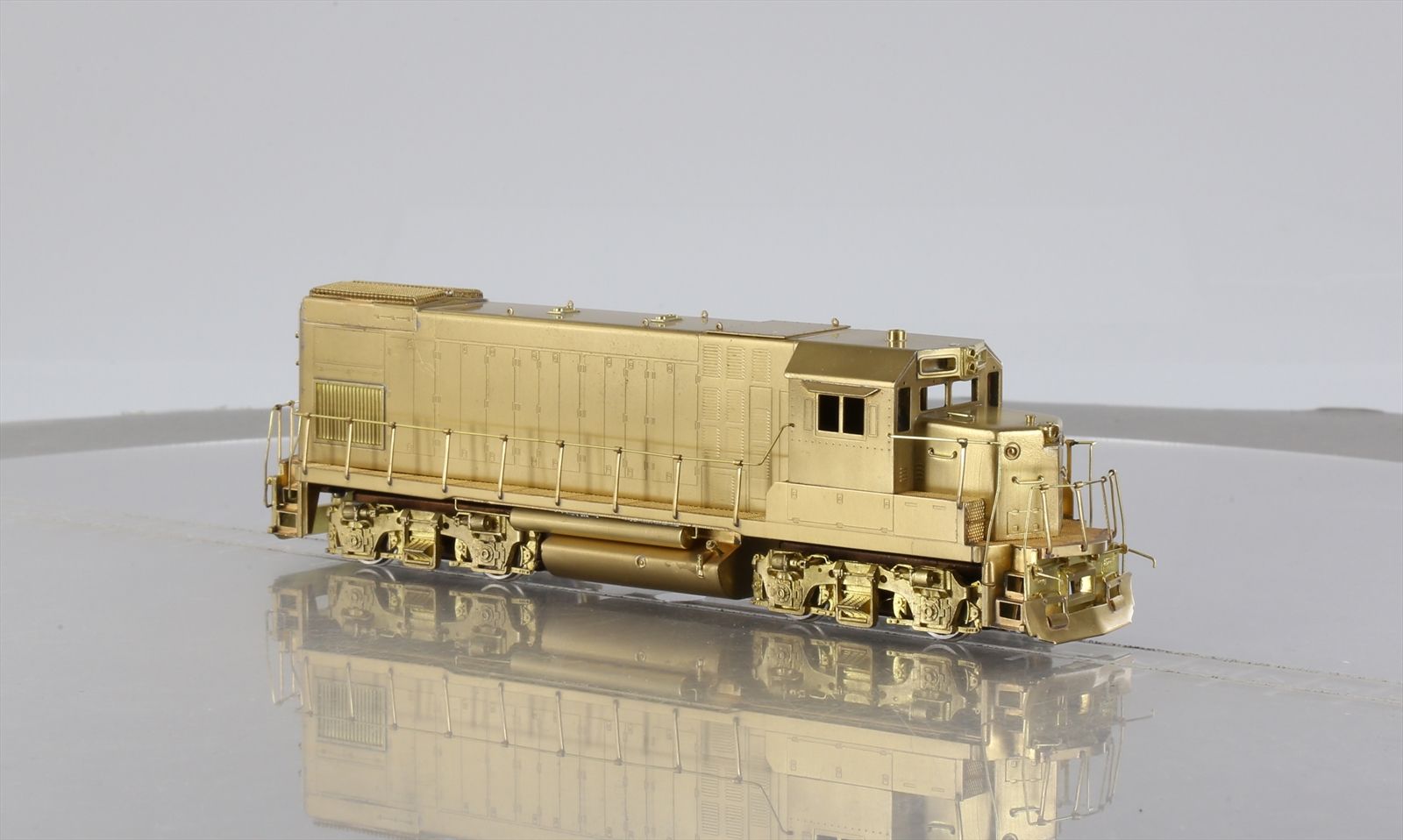 HO Brass Model - HM Hallmark GP15-1 GP 15-1 Body Filter Version - Unpainted