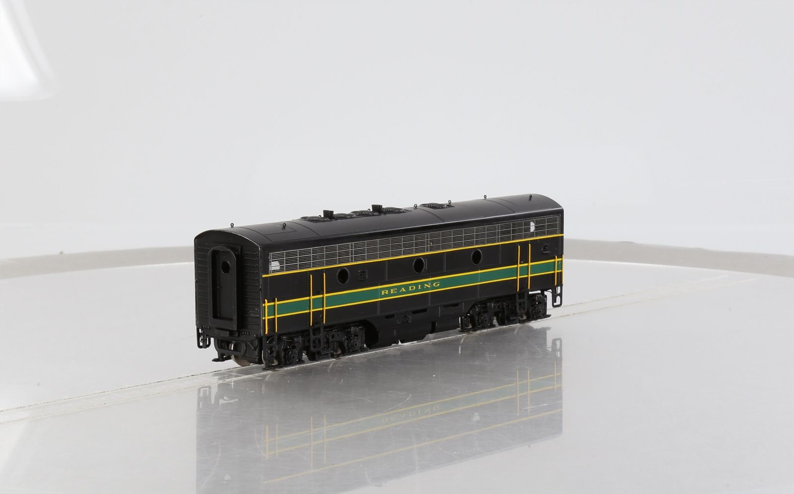 HO Brass Model - Oriental RDG Reading F7 F7B B Unit Only Phase I - F/P