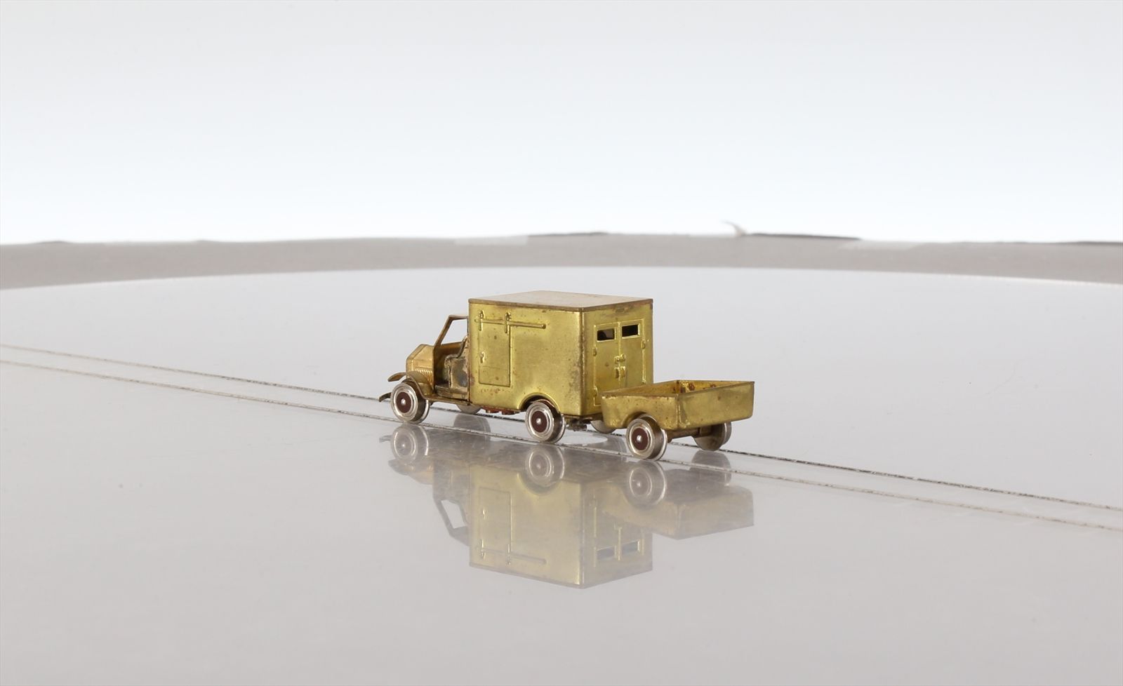 HO Scale Brass Model - Red Ball KMT Powered Rail Bus w/ Trailer - Unpainted