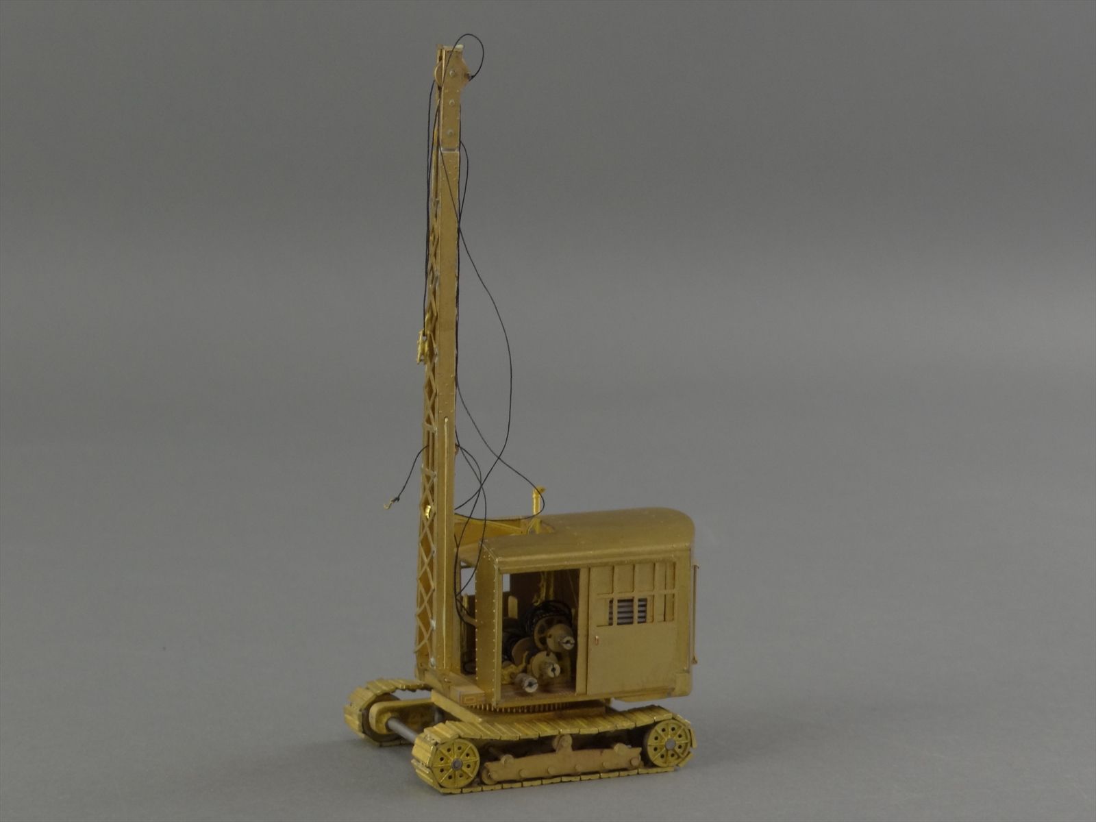 HO Brass Model - OMI 1350 - AH Gopher Crane Mounted On Treads - Unpainted