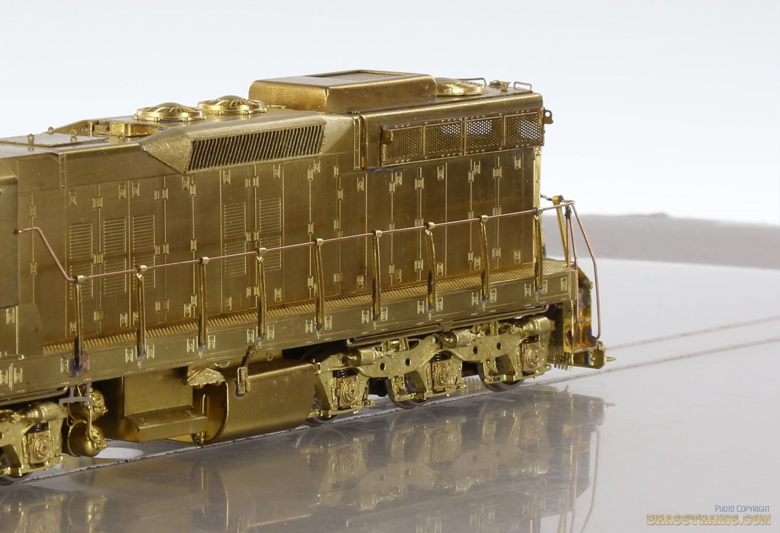 HO Brass Model - OMI 5187 DM&IR Duluth Missabe & Iron Range SD9 Phase IV - Unpainted