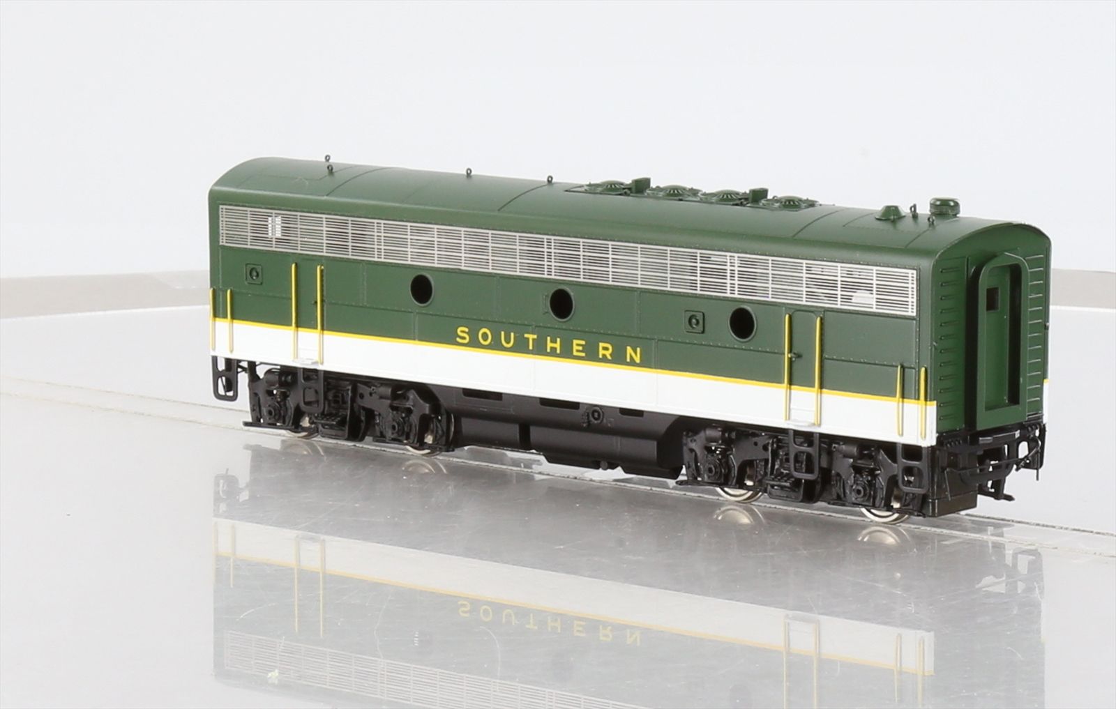 HO Brass Model - Oriental SOU Southern F7 F7B Phase I Diesel - F/P