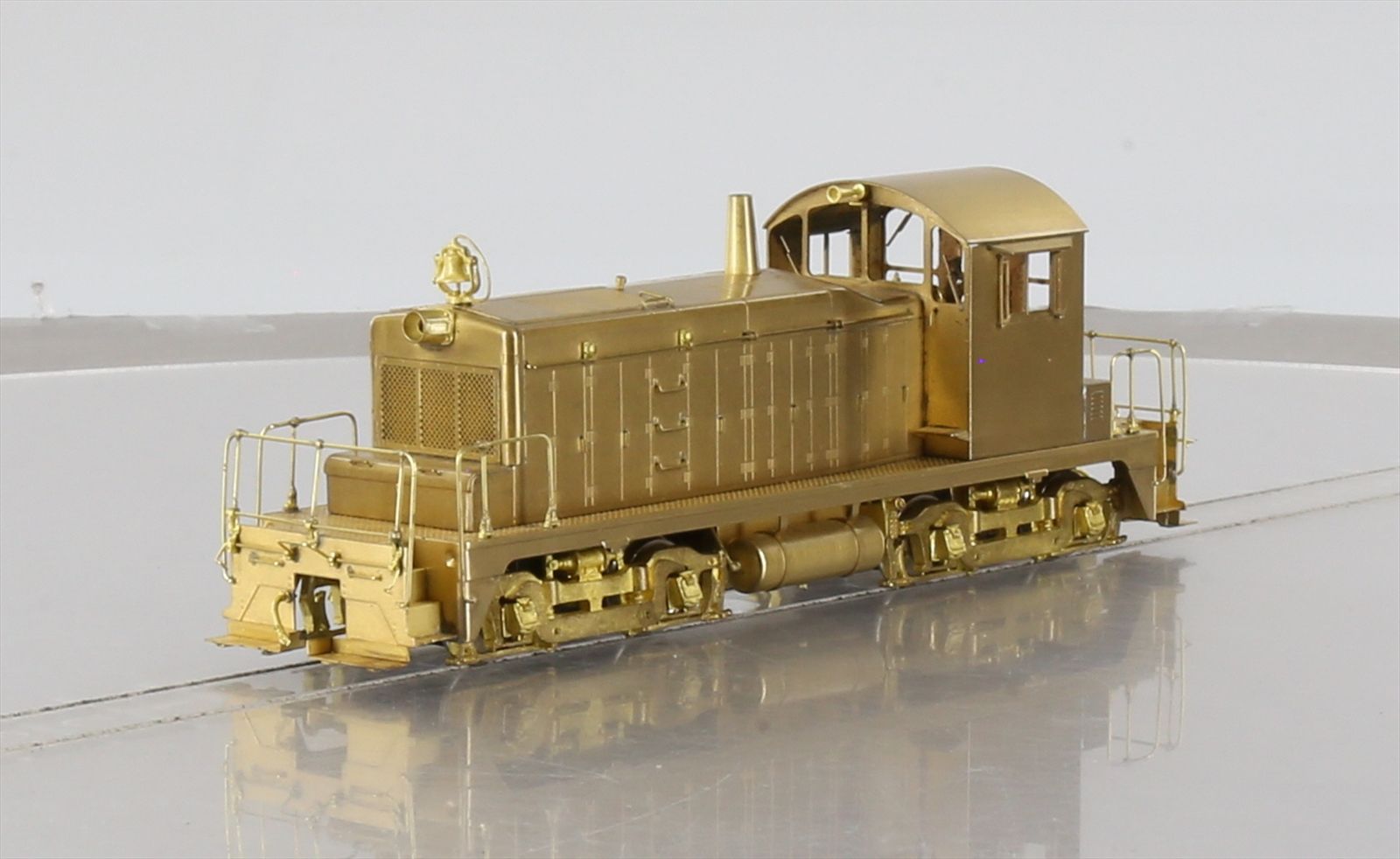 HO Brass Model - Oriental EMD SW-1 600HP Phase V Diesel - Unpainted