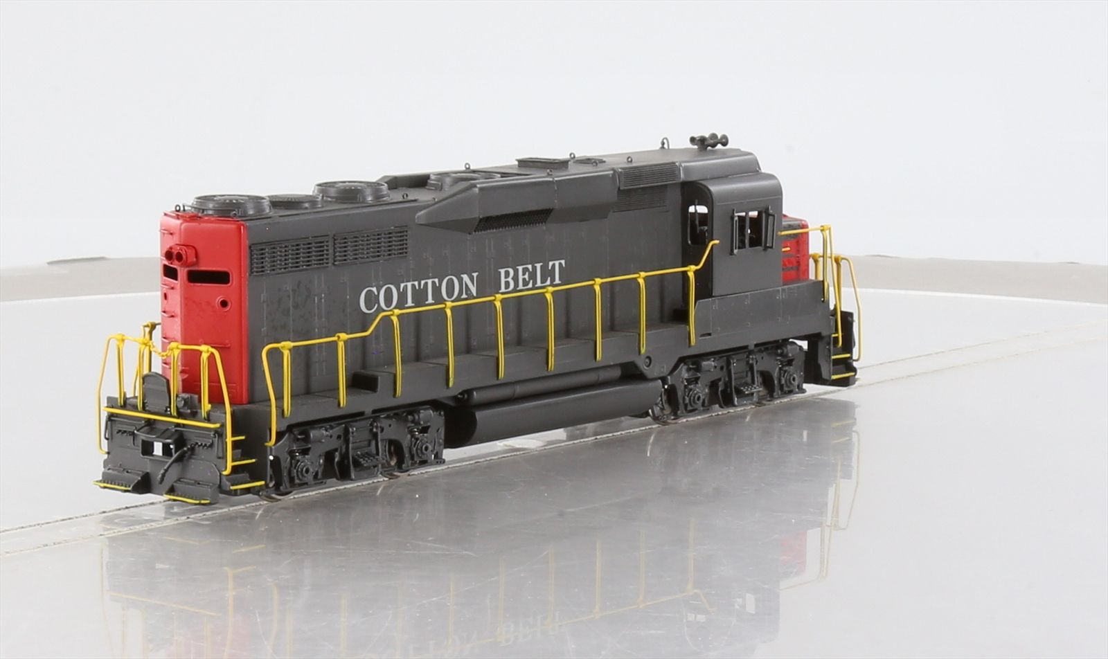 HO Brass Model - Oriental SSW Cotton Belt EMD GP30 Phase II Low Hood - F/P