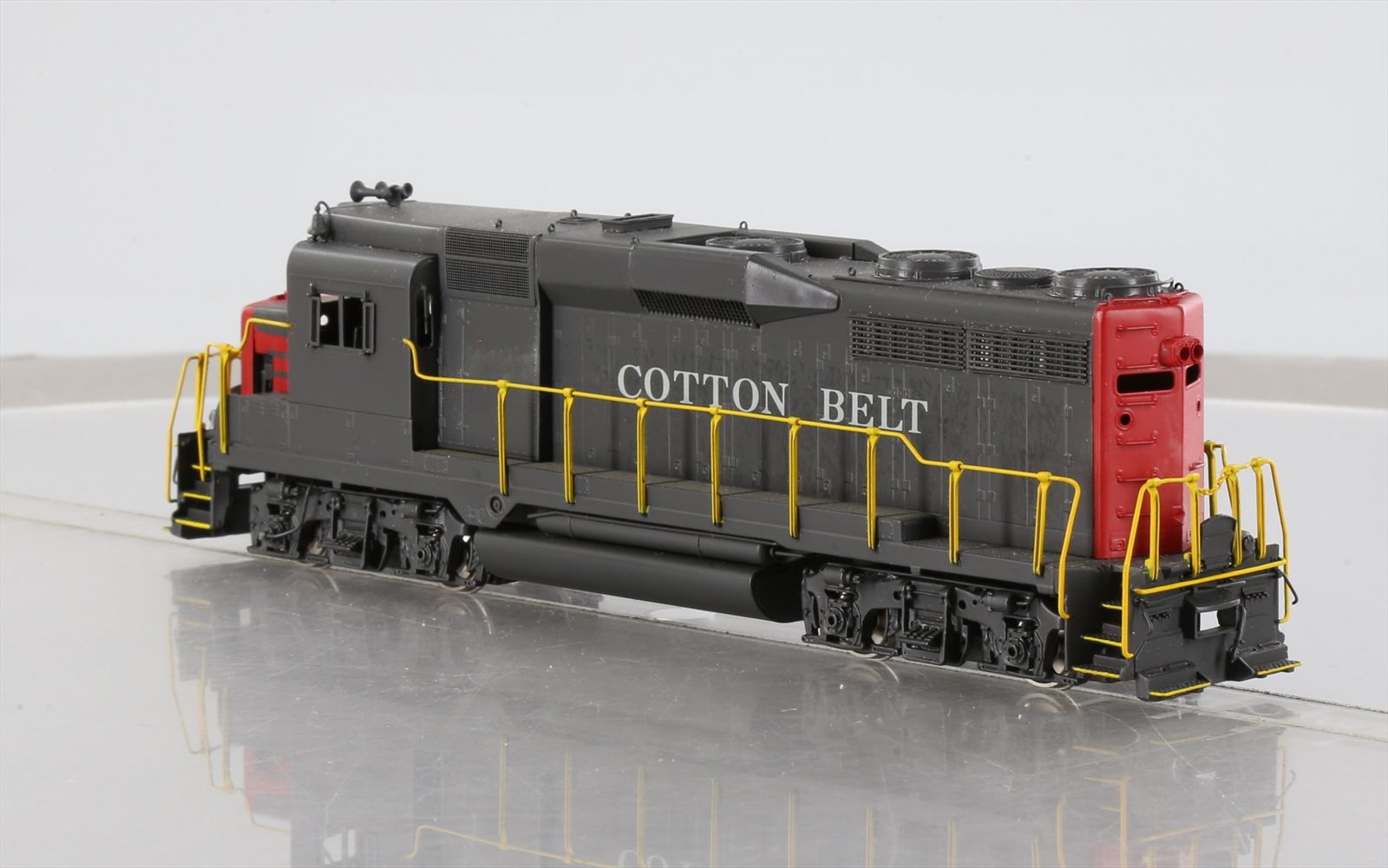 HO Brass Model - Oriental SSW Cotton Belt EMD GP30 Phase II Low Hood - F/P