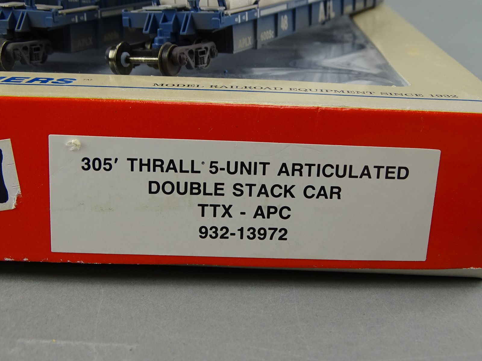 HO Plastic Models - Walthers 932-13972 305' Thrall 5-Unit Articulated ...