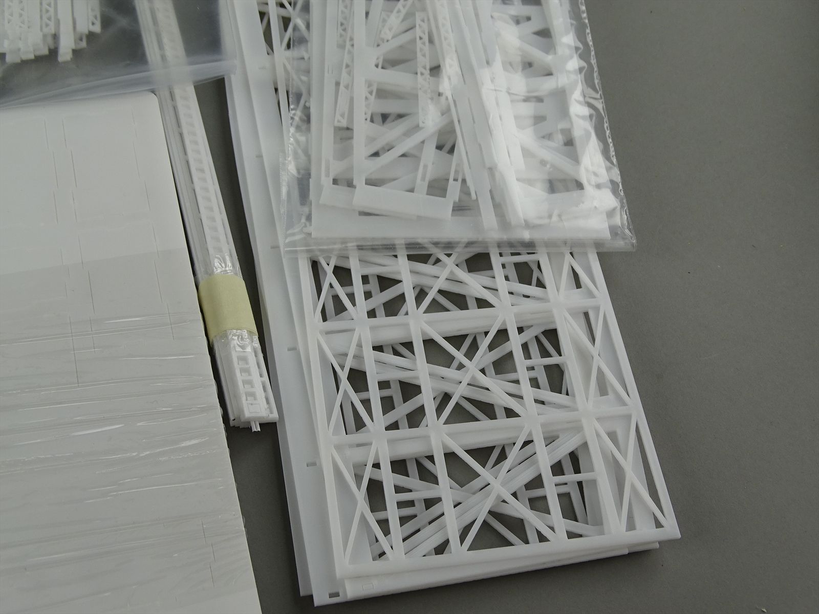 HO Unassembled Craftsman Kit - CMR 028 Double Track Vertical Lift ...