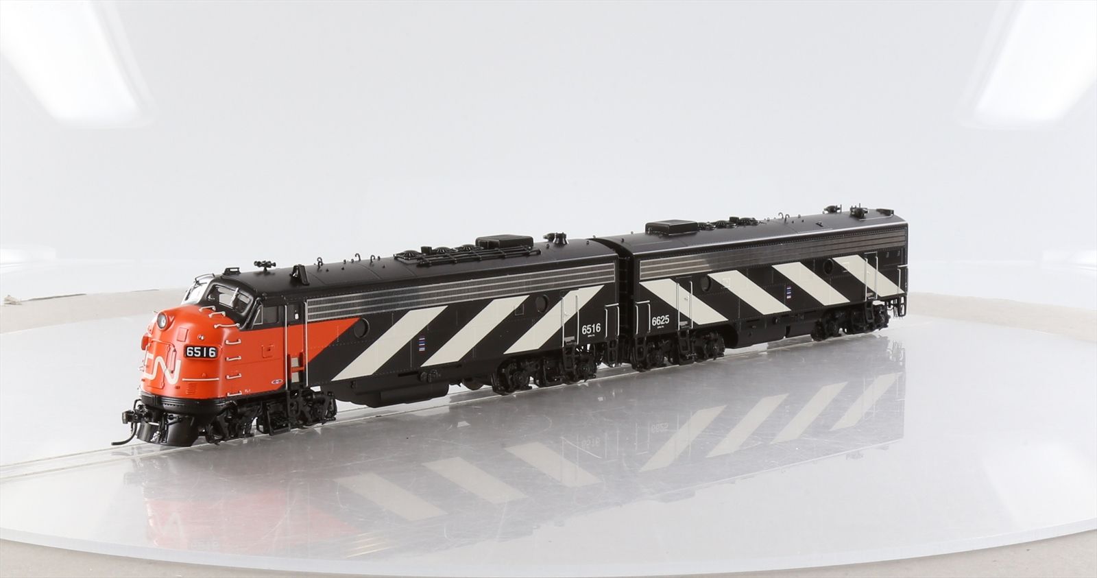 HO Brass Model - DP 2129 CN Canadian National FP9 FP9A F9 F9B #6516 ...