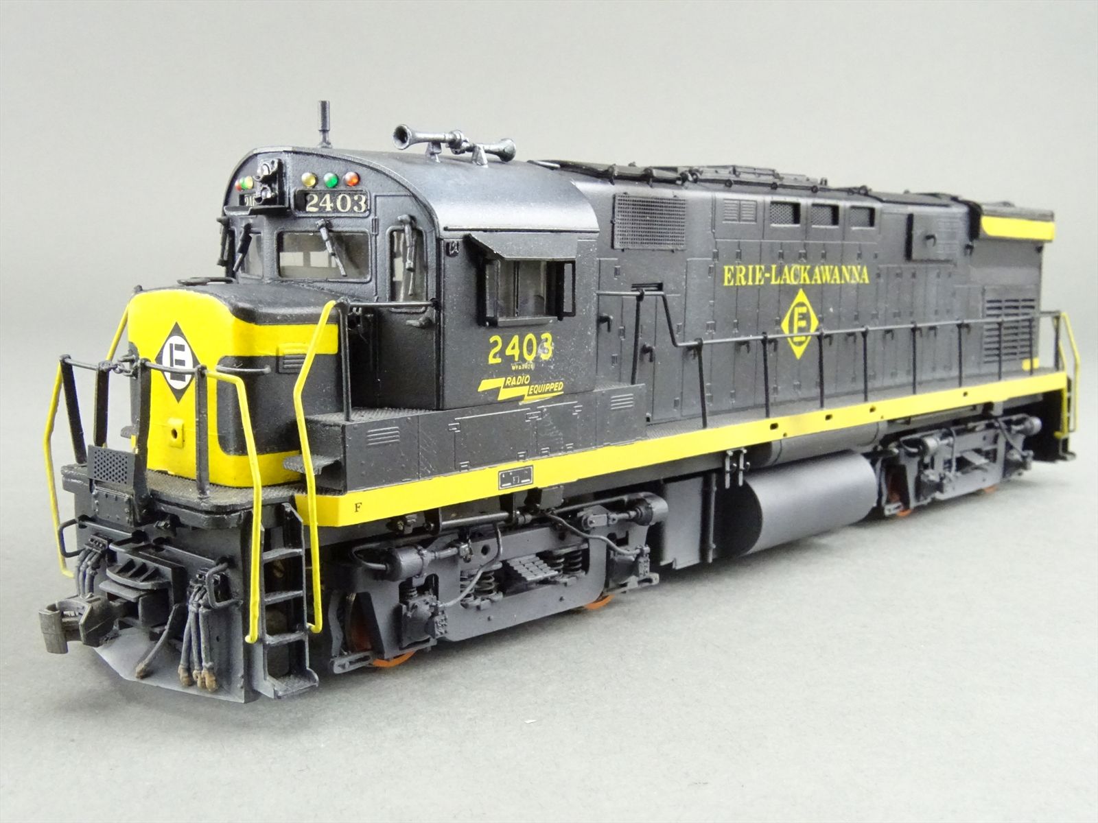 HO Brass Model - OMI 1920 EL Erie Lackawanna Alco C424 Phase I #2403 - Pro Paint + Weathering ...