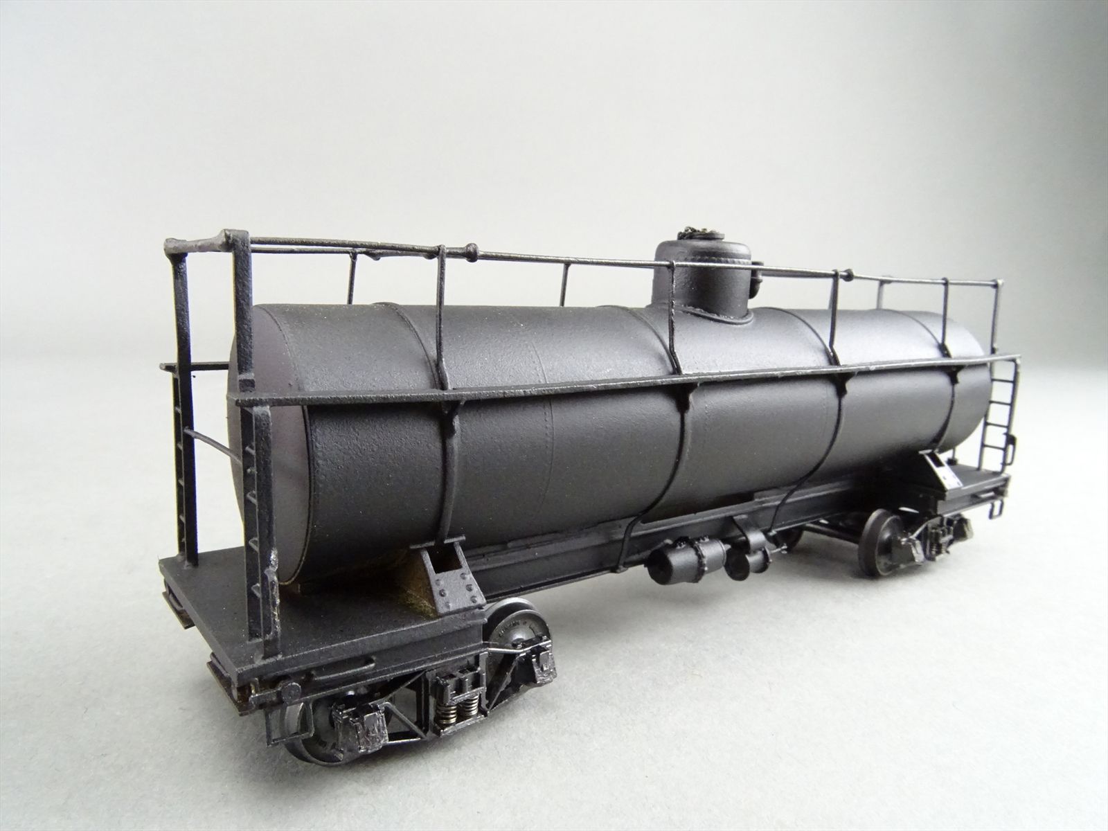 HO Brass Model - NWSL 10,000 GAL Logging Tank Car - Custom
