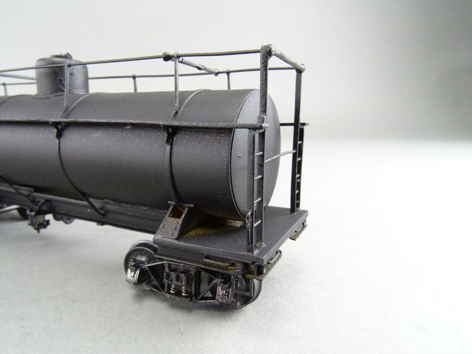 HO Brass Model - NWSL 10,000 GAL Logging Tank Car - Custom