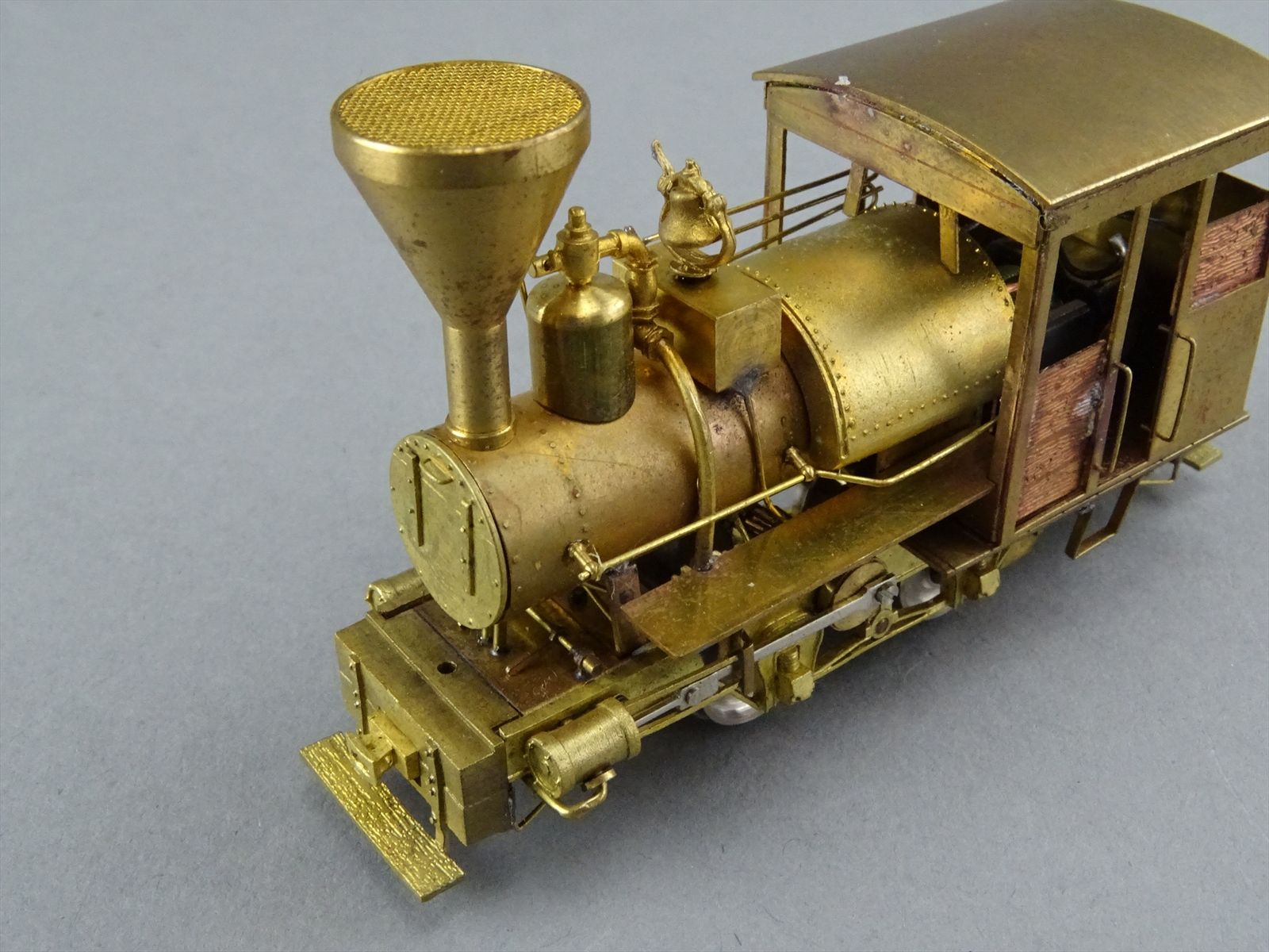 HOn2-1/2 Brass Model - JONAN Madera Sugarpine Company BETSY 0-4-0T ...
