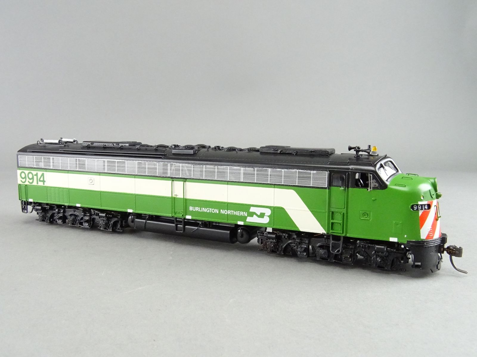 HO Brass Model - OMI 6049.1 BN Burlington Northern E9 E9A Commuter ...