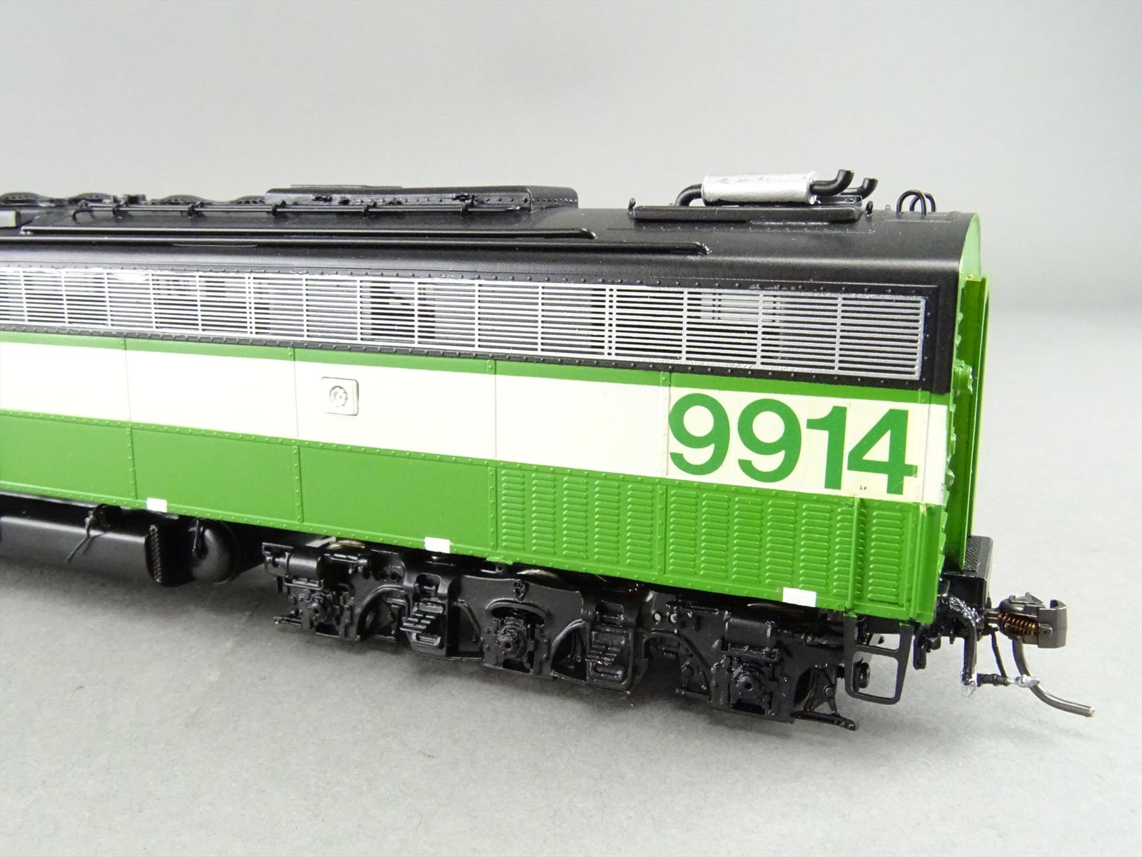 HO Brass Model - OMI 6049.1 BN Burlington Northern E9 E9A Commuter ...